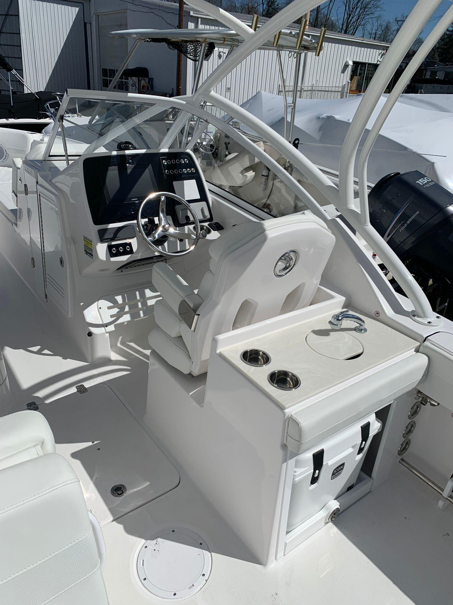 2023 Edgewater 248CX Crossover Bowrider for sale - YachtWorld