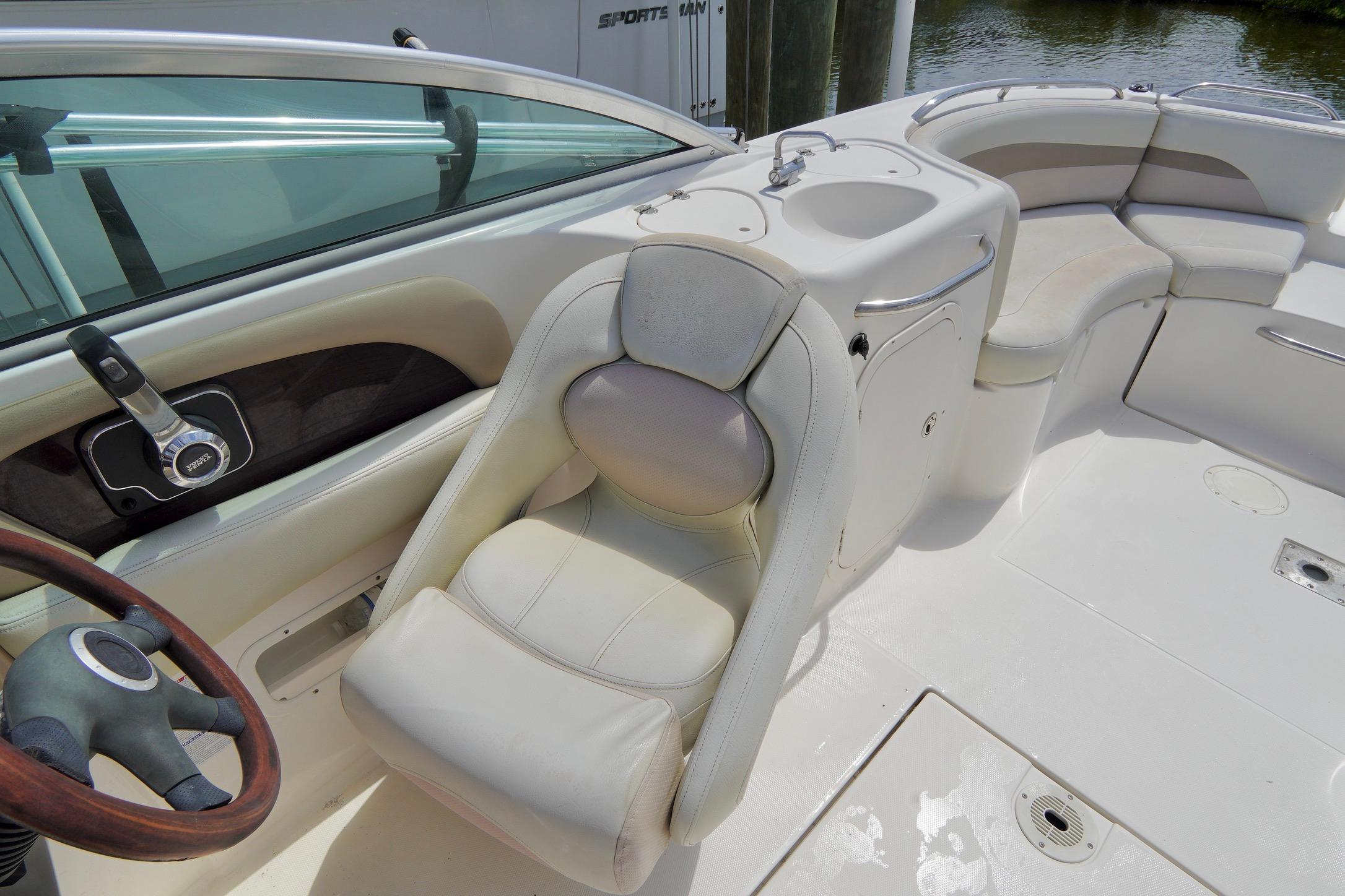 2004 Chaparral Sunesta 274 Runabout for sale - YachtWorld
