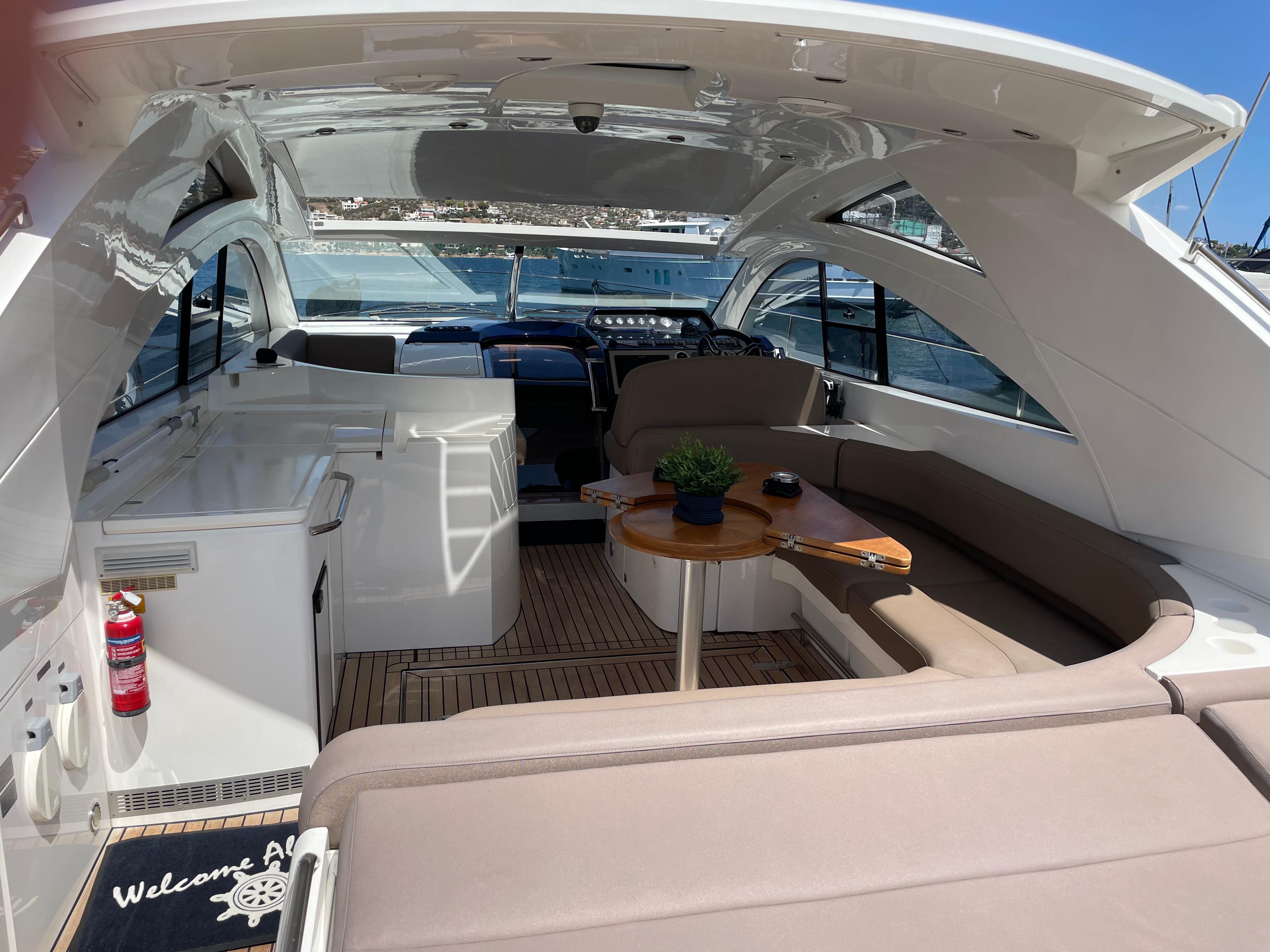 2007 Fairline Targa 47 Express Cruiser for sale - YachtWorld