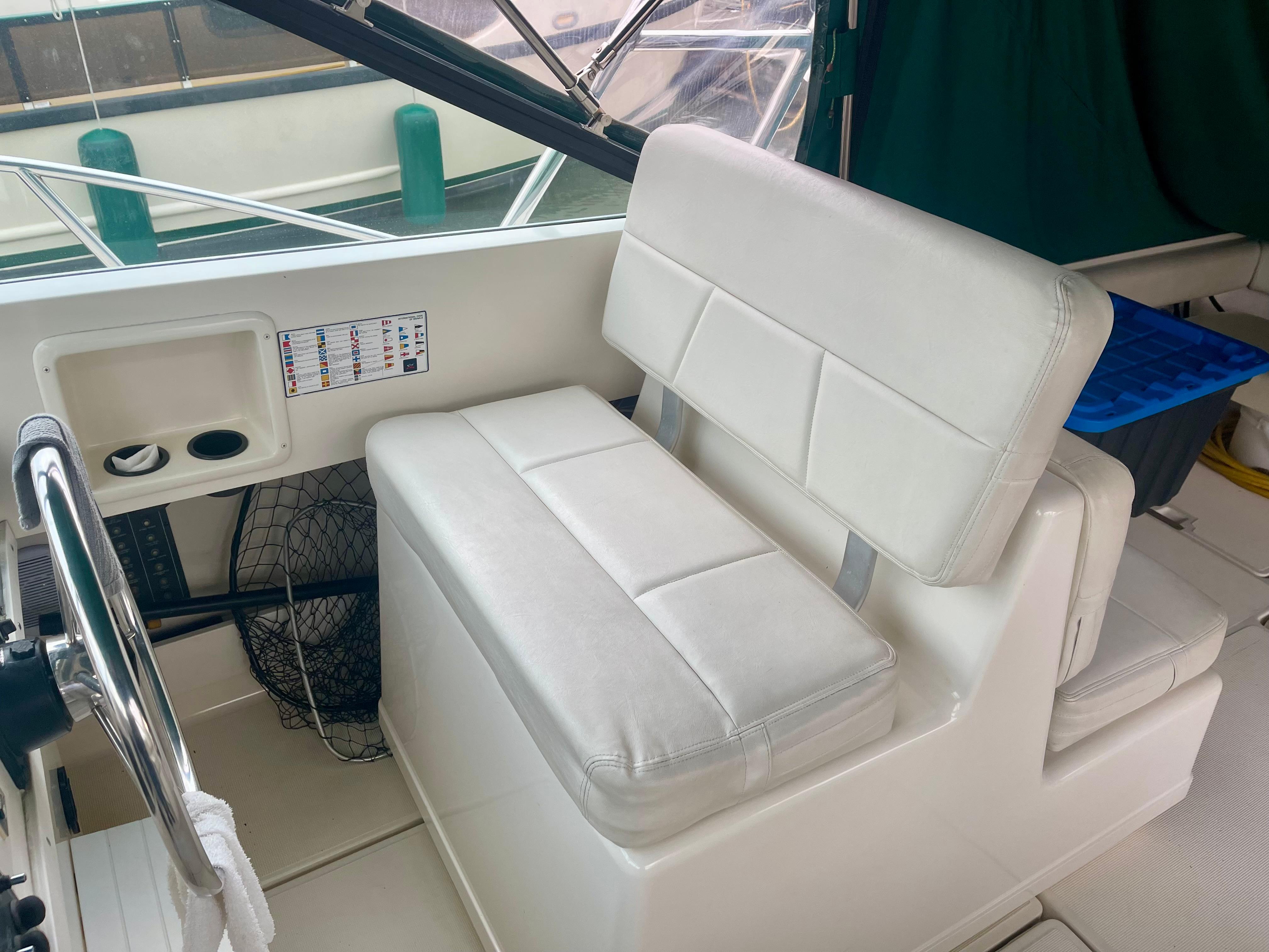 1996 Pursuit 3100 Express Express Cruiser for sale - YachtWorld