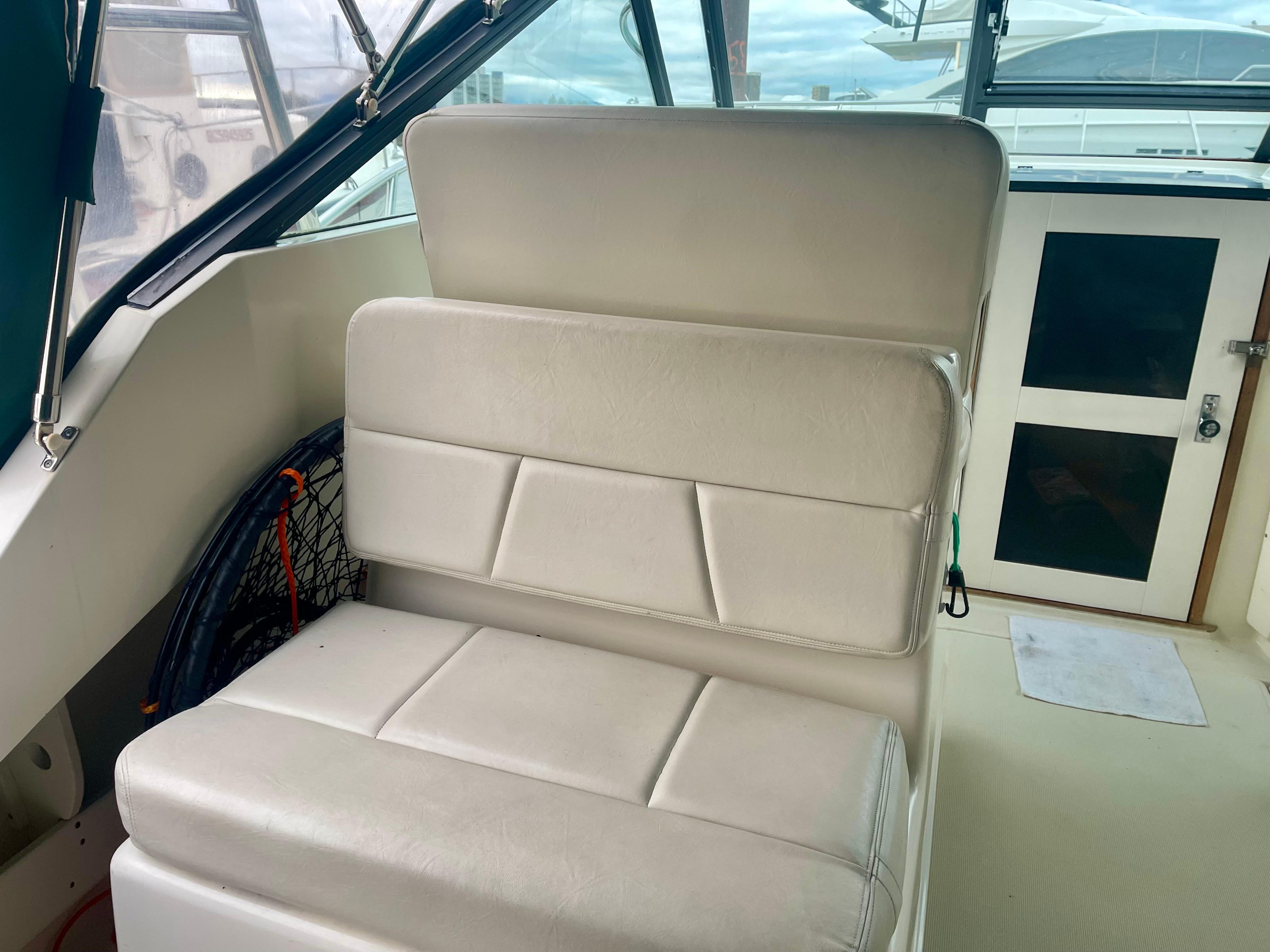 1996 Pursuit 3100 Express Express Cruiser for sale - YachtWorld