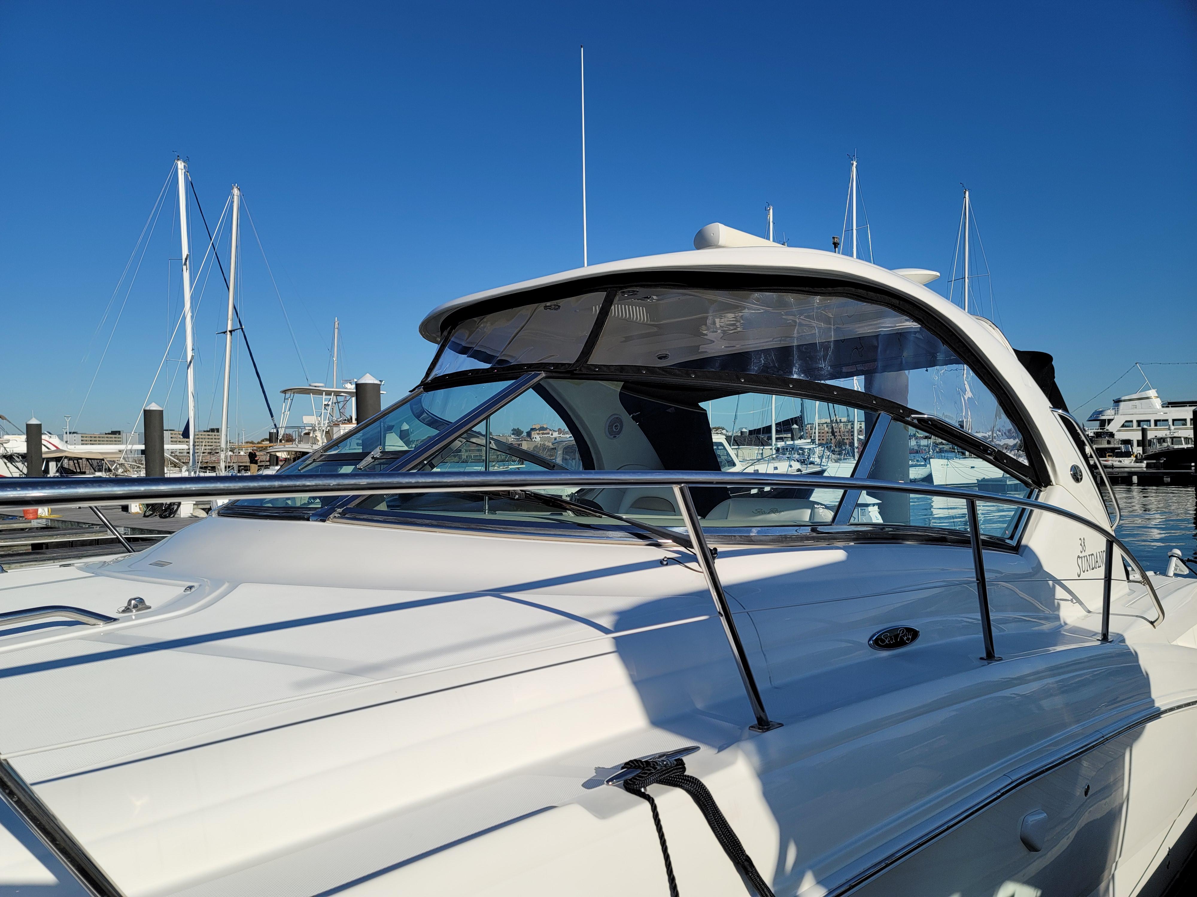 2008 Sea Ray 38 Sundancer Motor Yacht for sale - YachtWorld