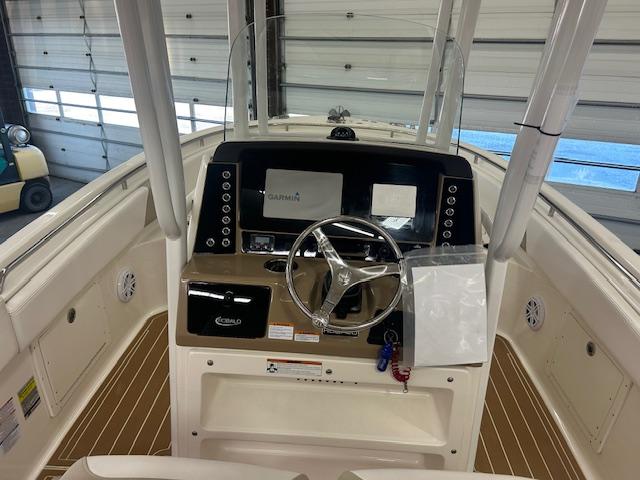 2021 Robalo R242 Center Console Centre Console for sale - YachtWorld