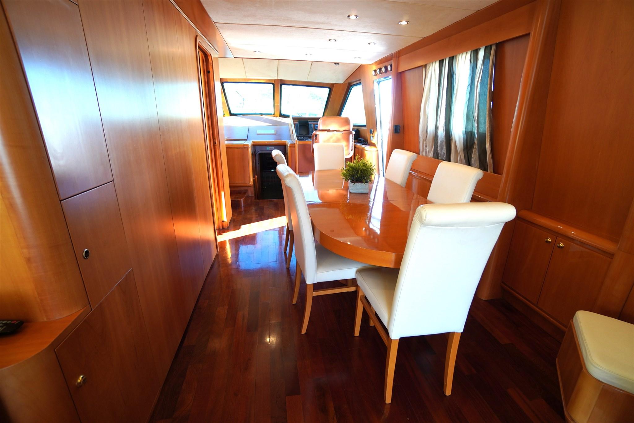 2012 Custom Bugari Artemio BUGARI 20 Flybridge for sale - YachtWorld