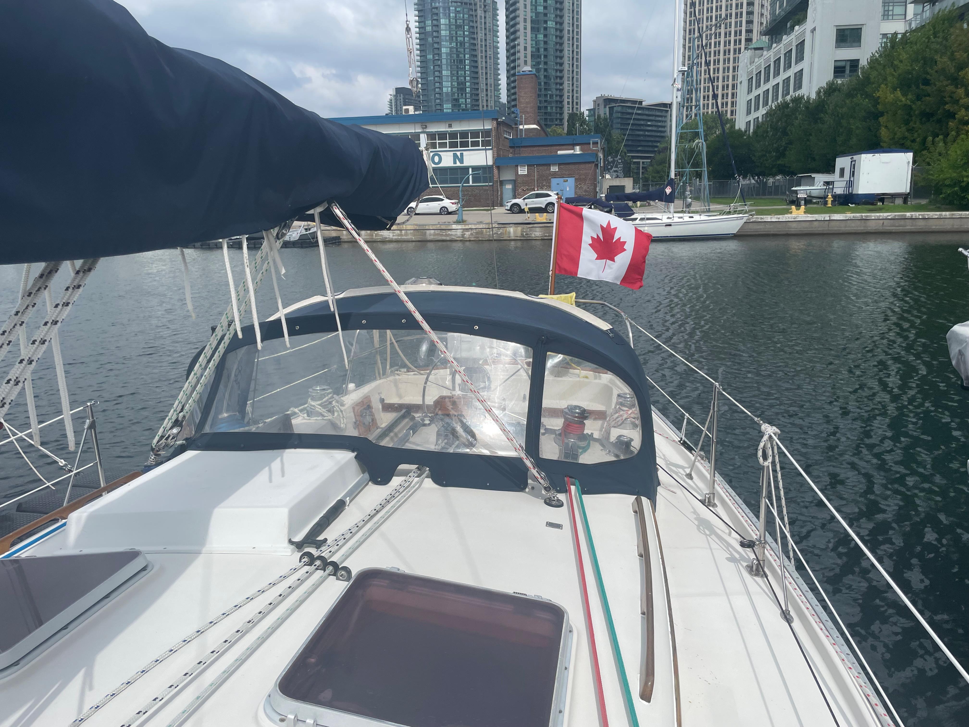 1988 Hinterhoeller Niagara 35 Sloop à vendre - YachtWorld