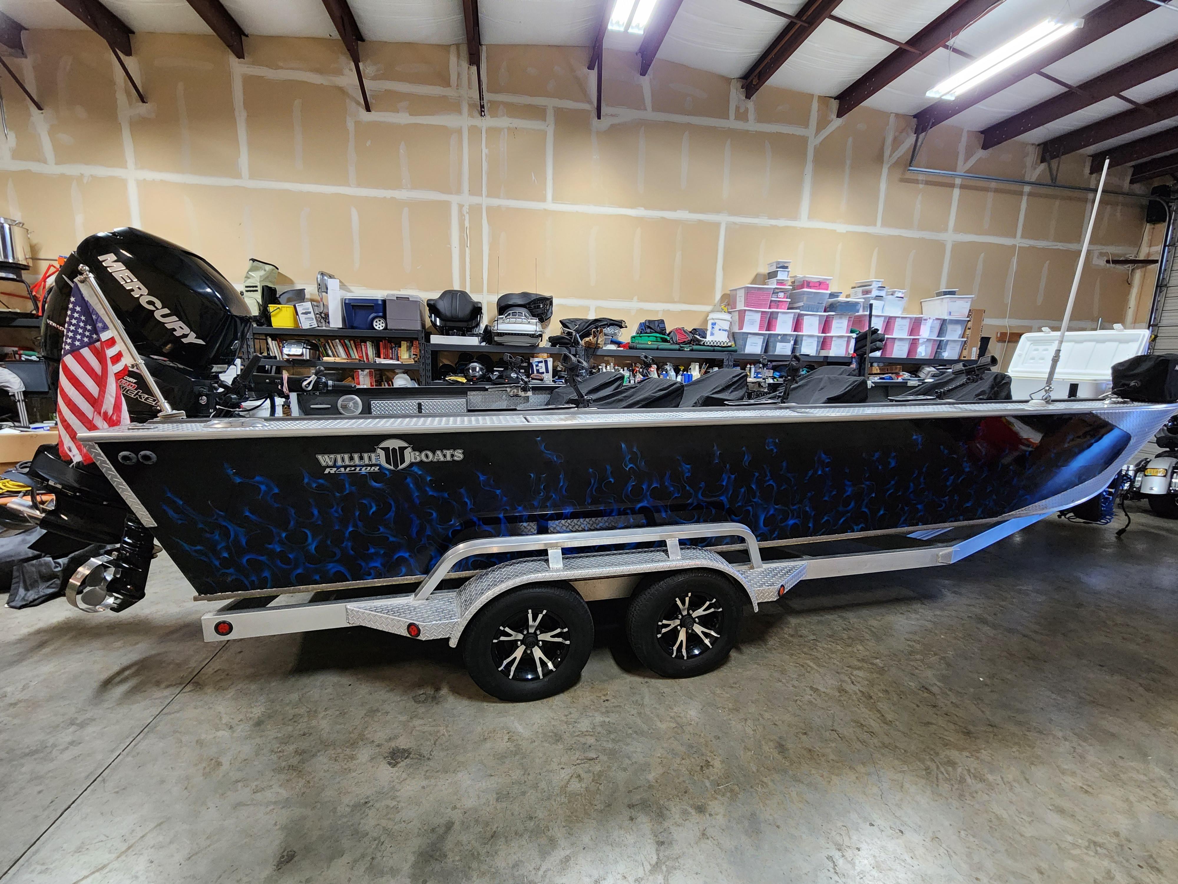 2014 Willie Boats 26' Raptor Bateaux de pêche en aluminium à vendre ...