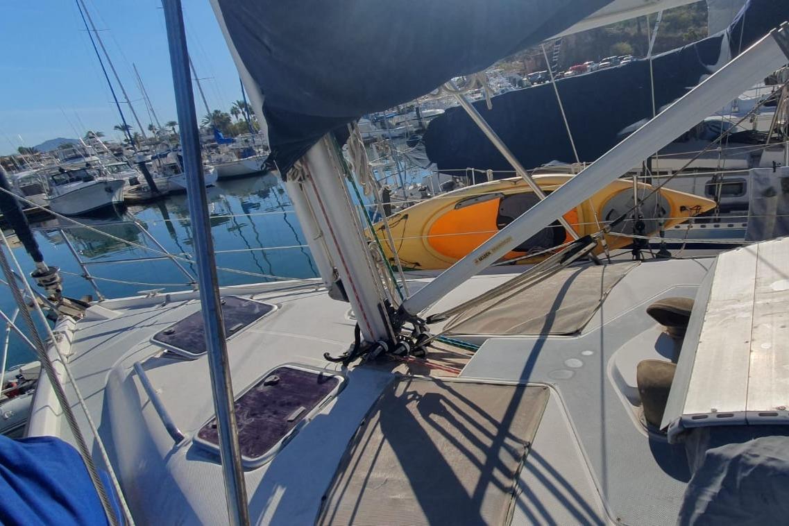 1999 Hunter 380 Sloop for sale - YachtWorld