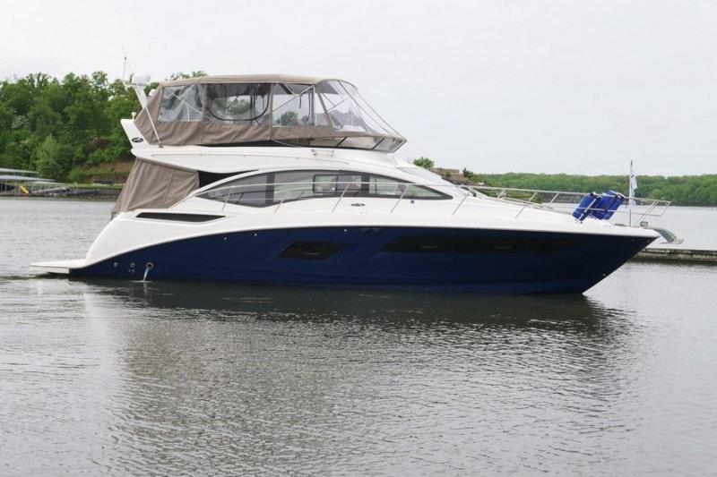 2017 Sea Ray Fly 400 Flybridge for sale - YachtWorld