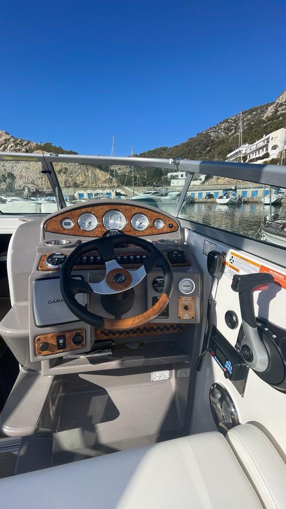 2010 Rinker 260 Rinker Cuddy Cabin for sale - YachtWorld