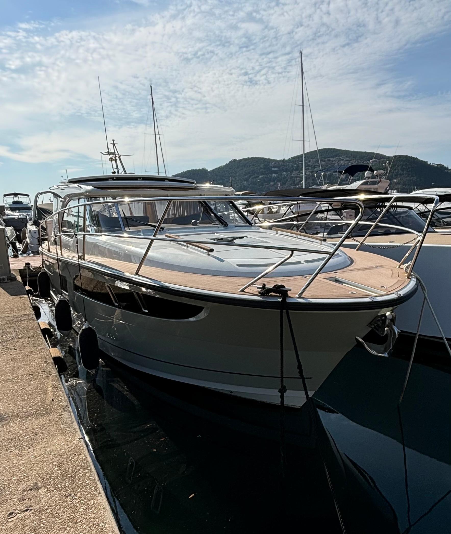 Marex 360 Cabriolet Cruiser | 11m | 2022 - 06 - Alpes-Maritimes | Boats ...