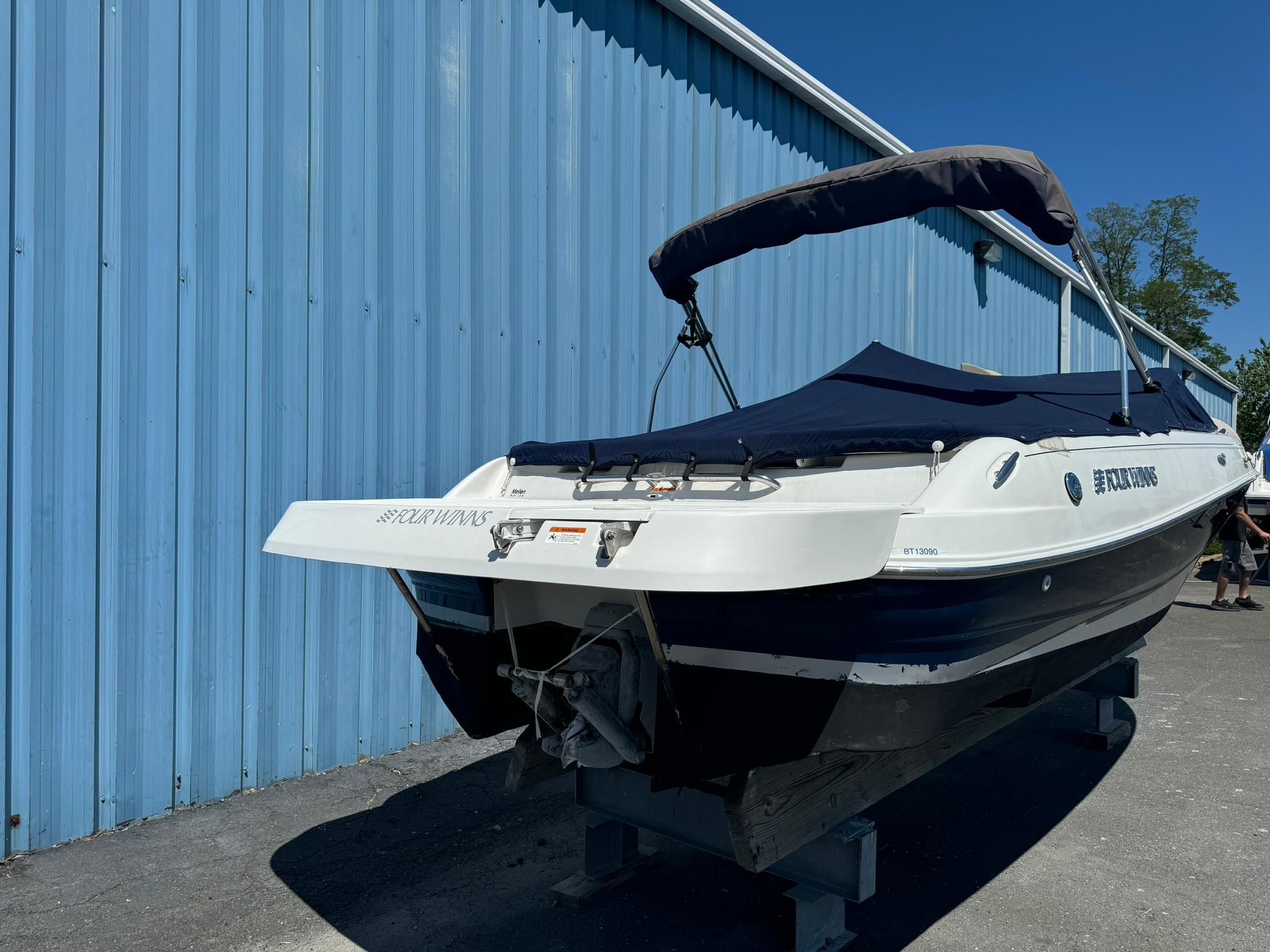 2004 Four Winns 200 Horizon Runabout for sale - YachtWorld