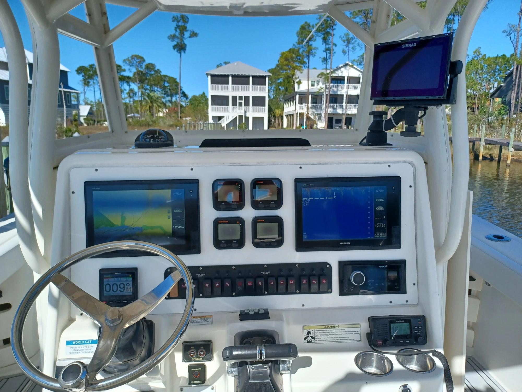 2014 World Cat 320 CC Center Console for sale - YachtWorld