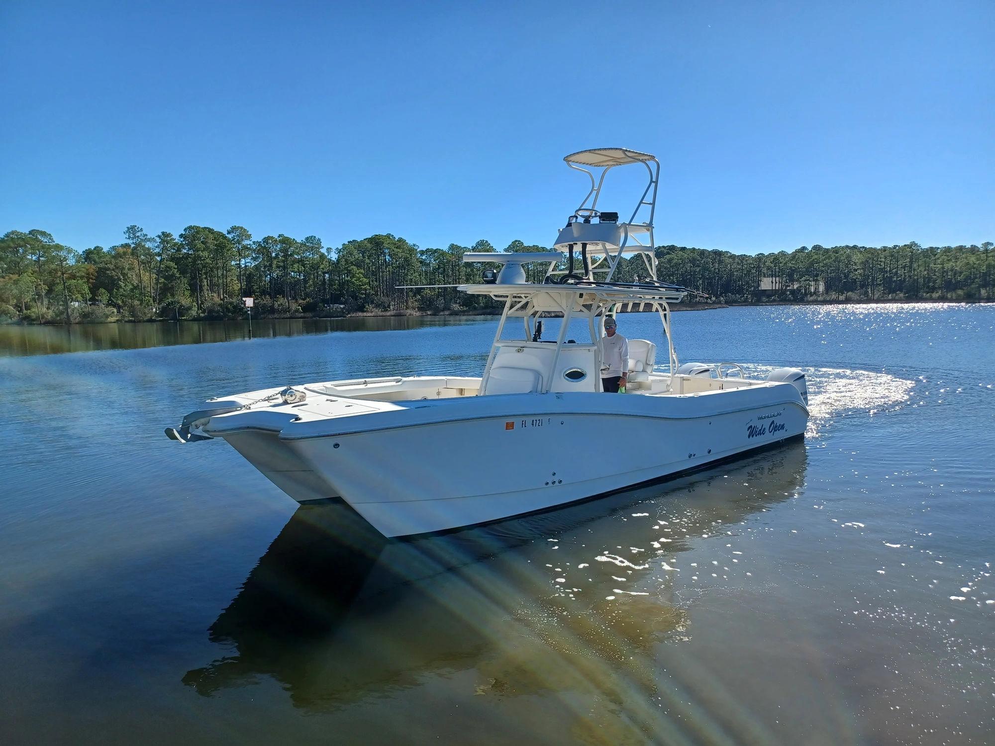 2014 World Cat 320 CC Center Console for sale - YachtWorld