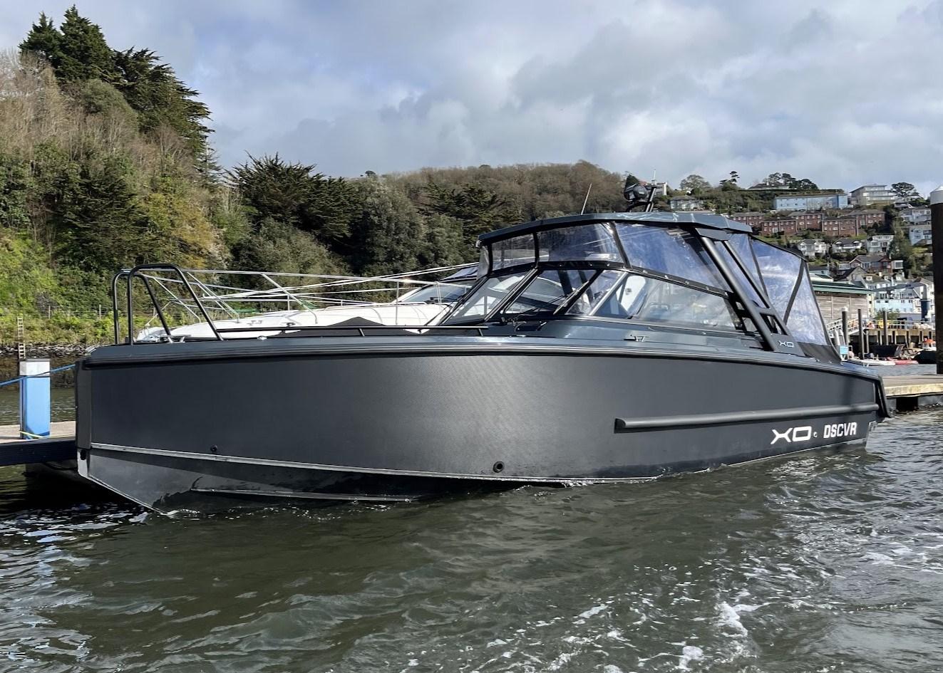 XO Boats DSCVR 9 T-TOP 9m 2022, Motorcruisers - Devon | Boot24