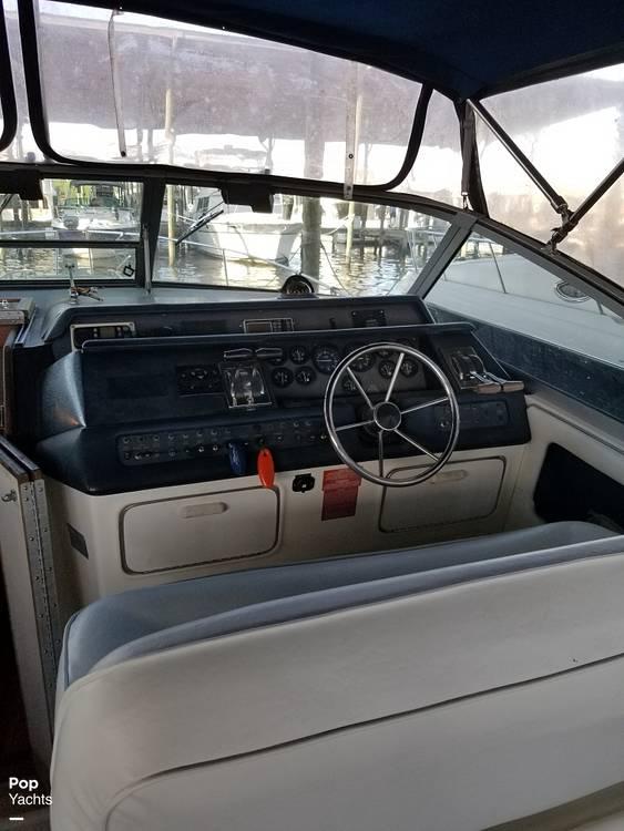 Sea Ray 310 Express Cruiser | 1990 | 9m - Florida | Boatshop24