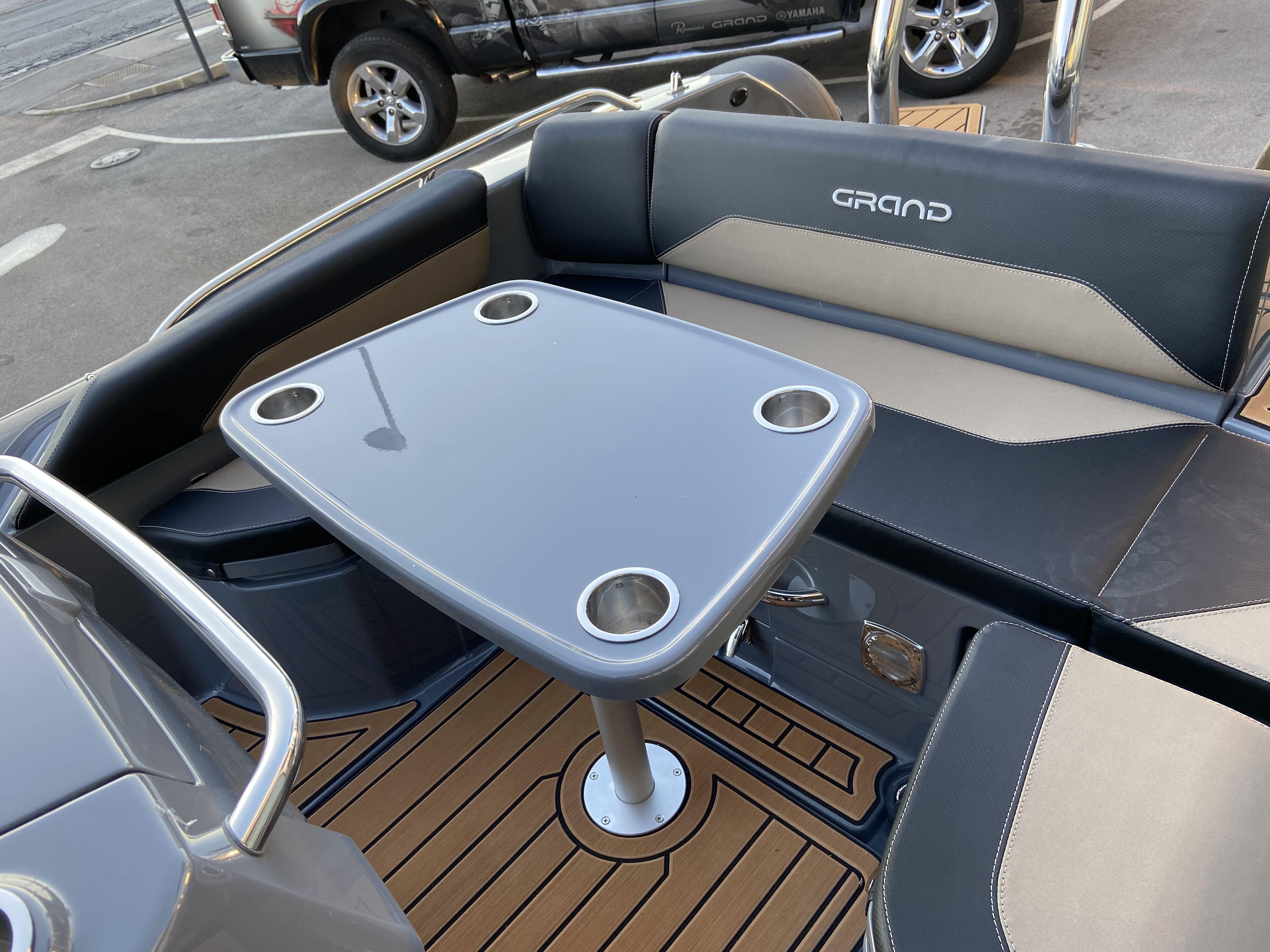 Neuf 2025 Grand G750HGLF Gray Black | Youboat