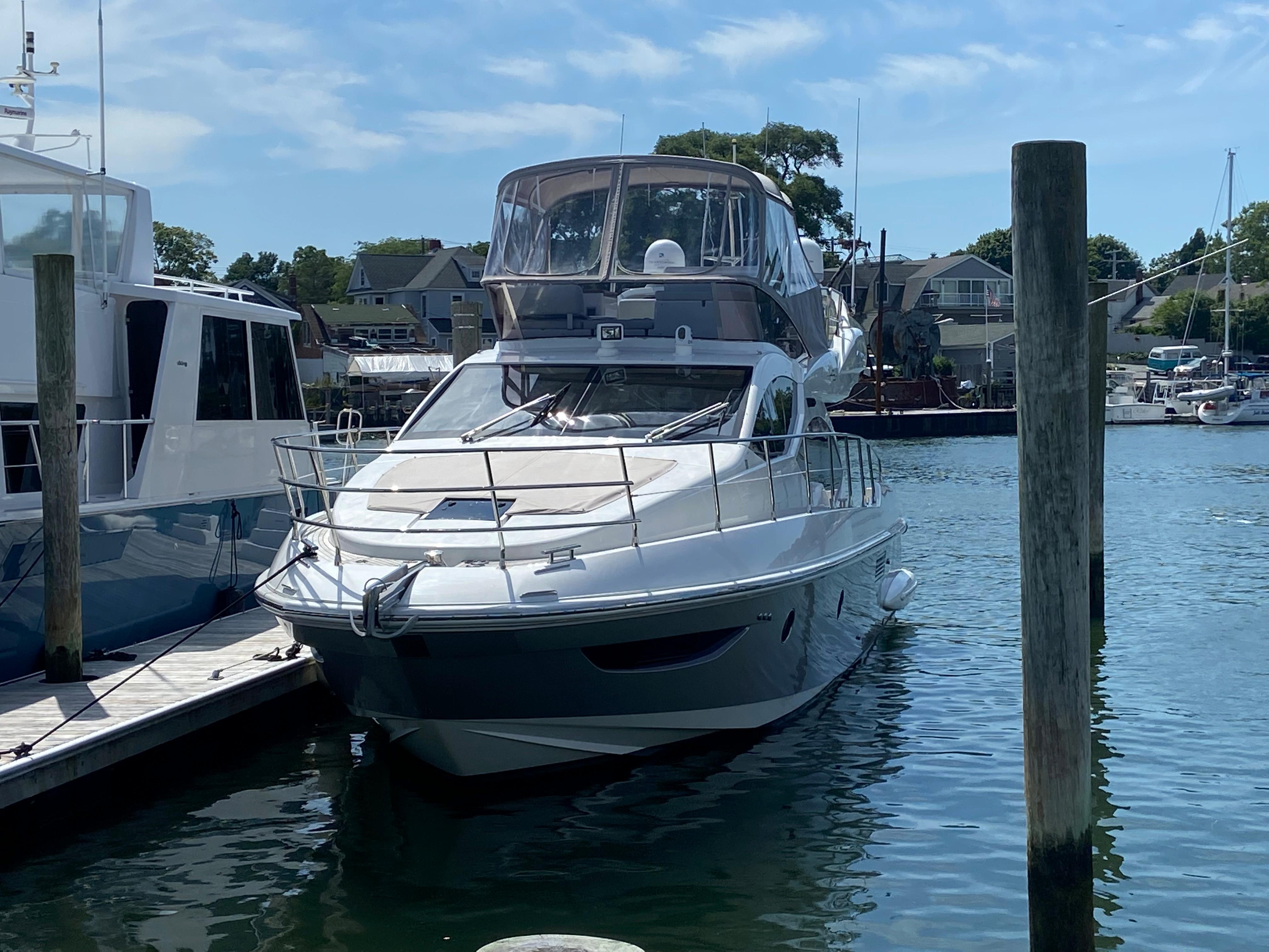 2013 Azimut 45 Flybridge Flybridge for sale - YachtWorld