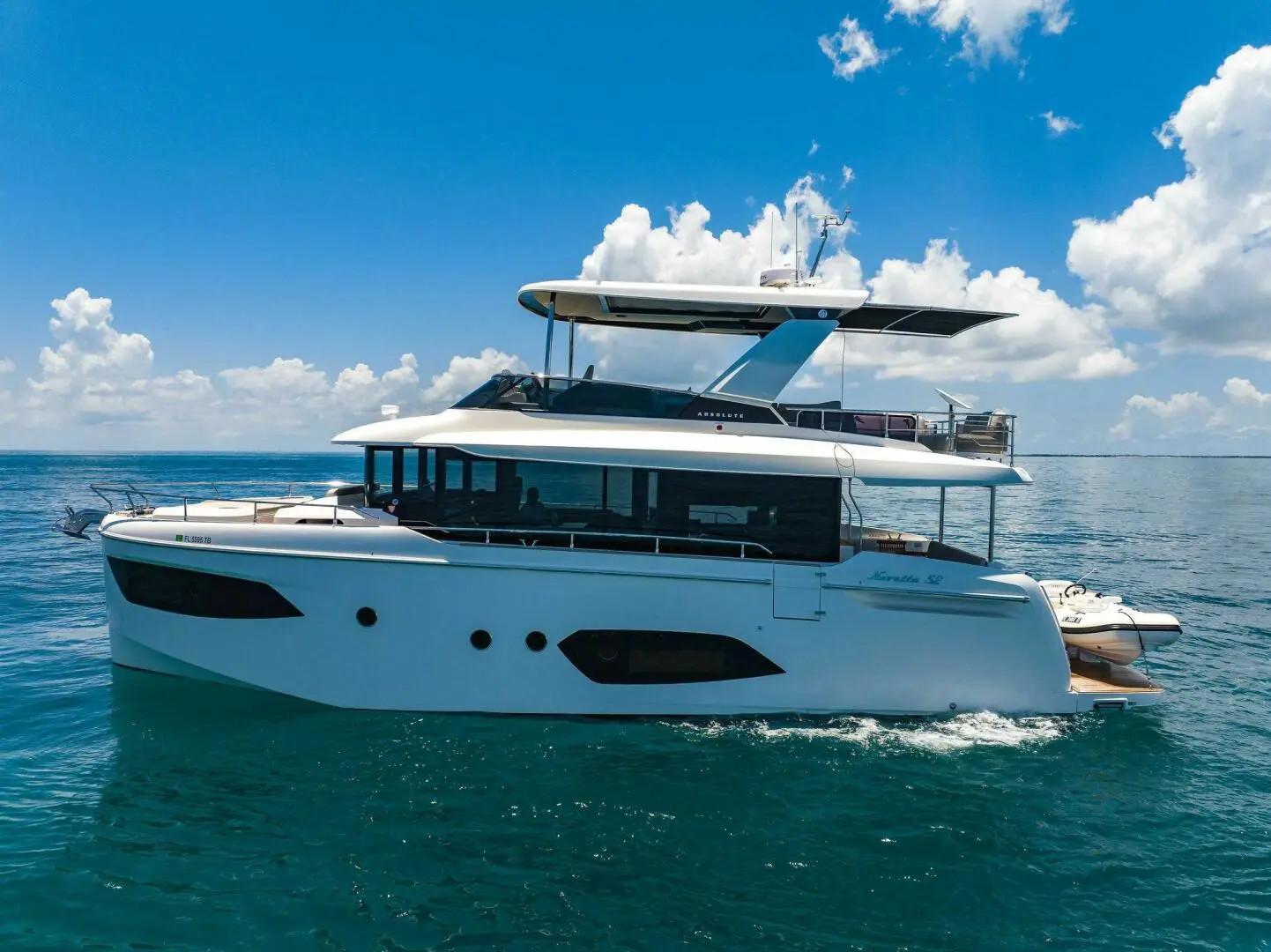 Used 2022 Absolute NAVETTA 52 - Florida | TopBoats