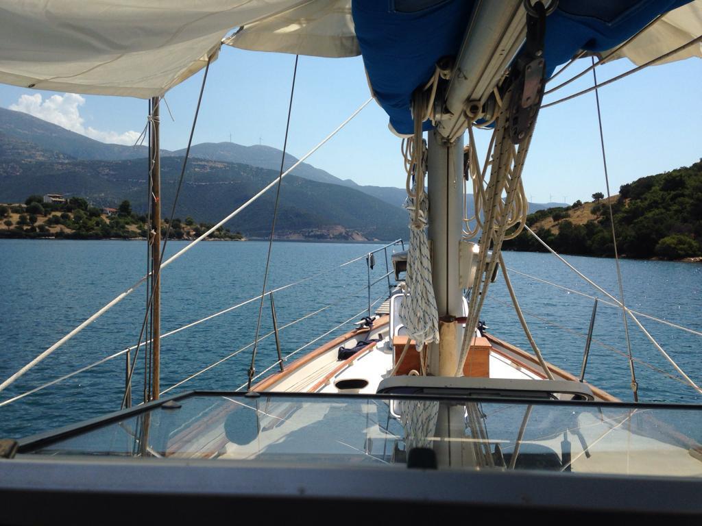 1976 Hallberg-Rassy 41 Ketch center-cockpit til salg- YachtWorld
