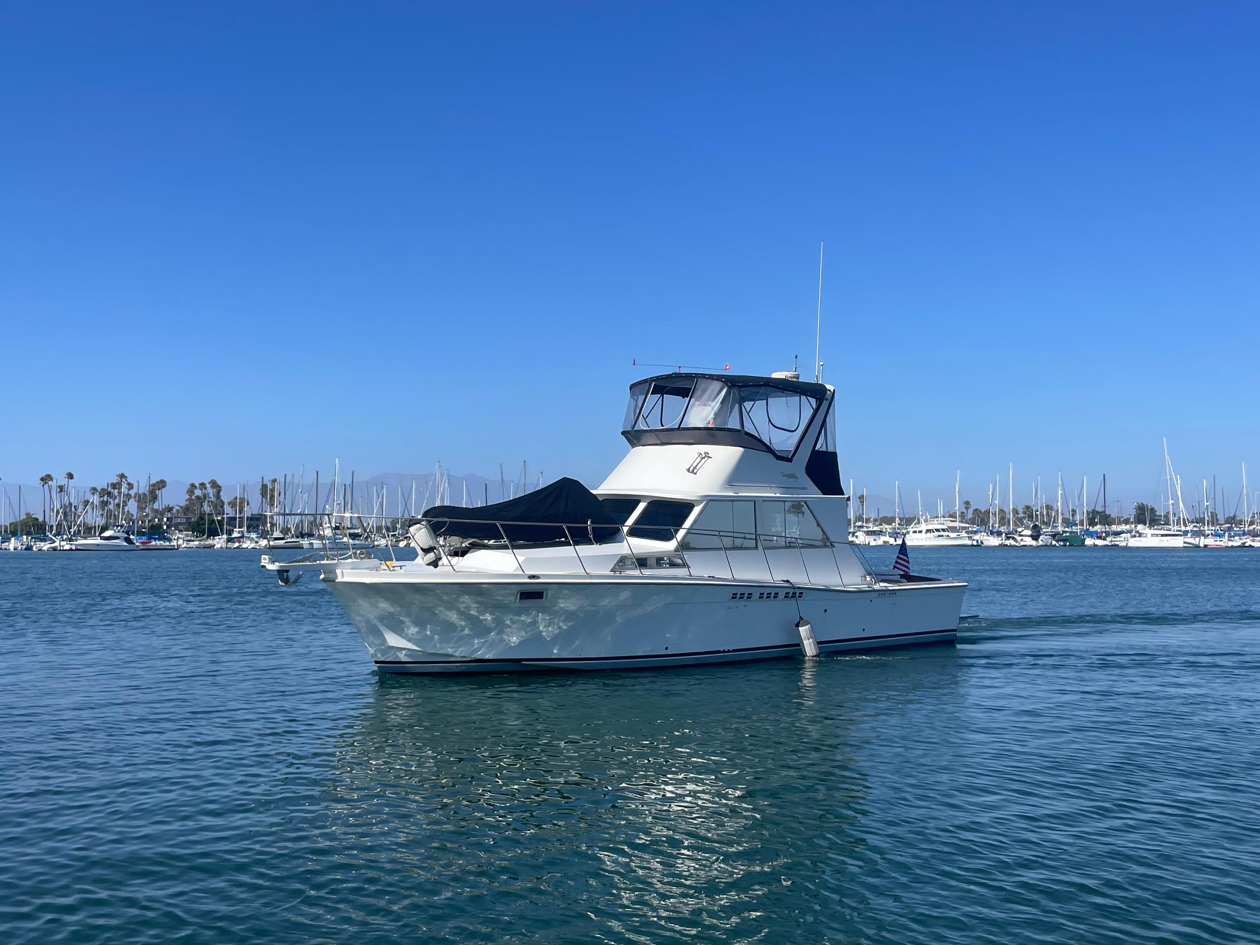 1973 Uniflite 42 Flybridge Flybridge for sale - YachtWorld