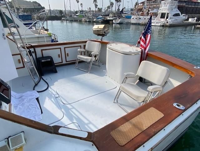 1973 Uniflite 42 Flybridge Flybridge for sale - YachtWorld