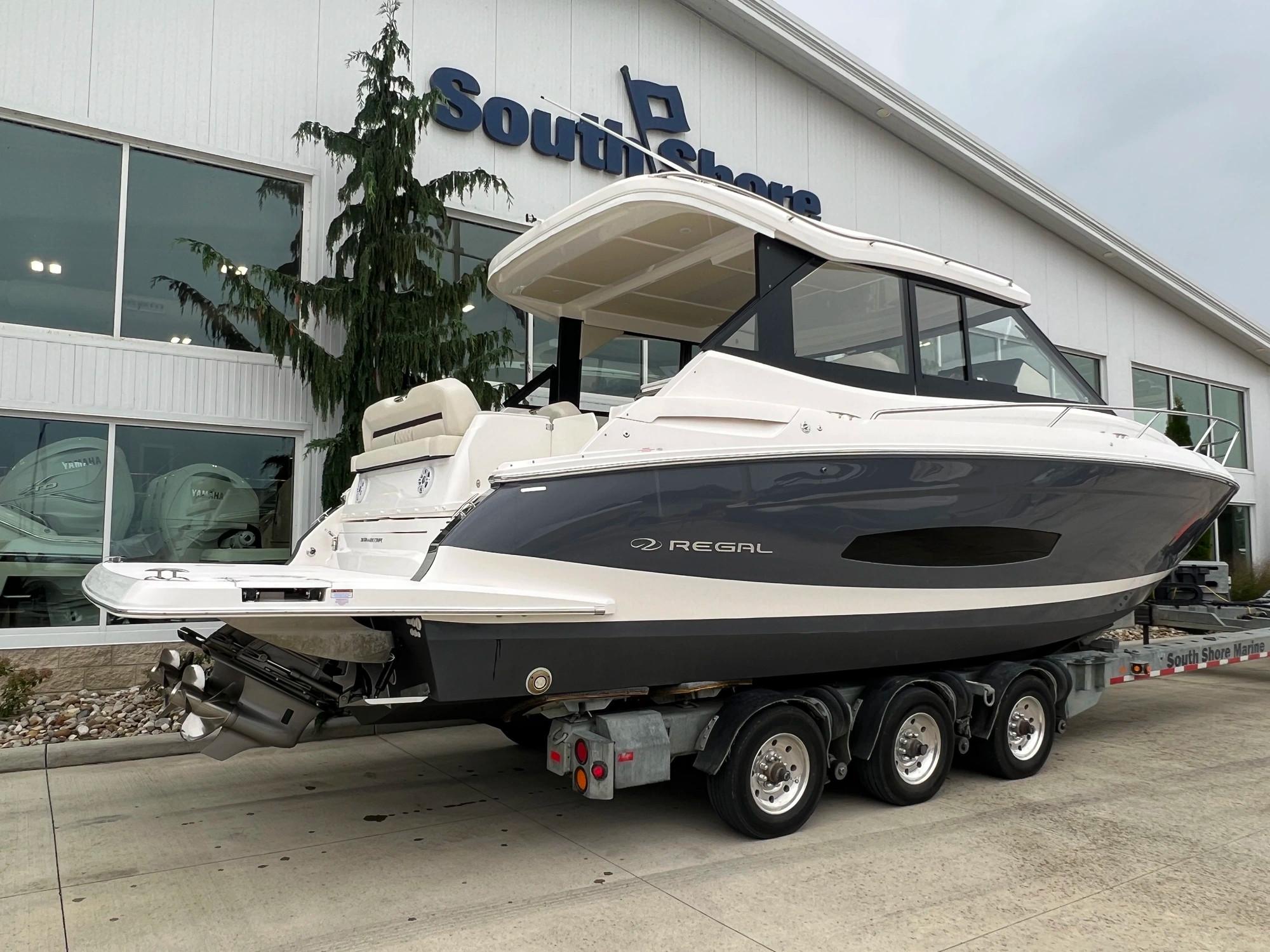 2024 Regal 36 Grande Coupe Motor Yacht for sale - YachtWorld