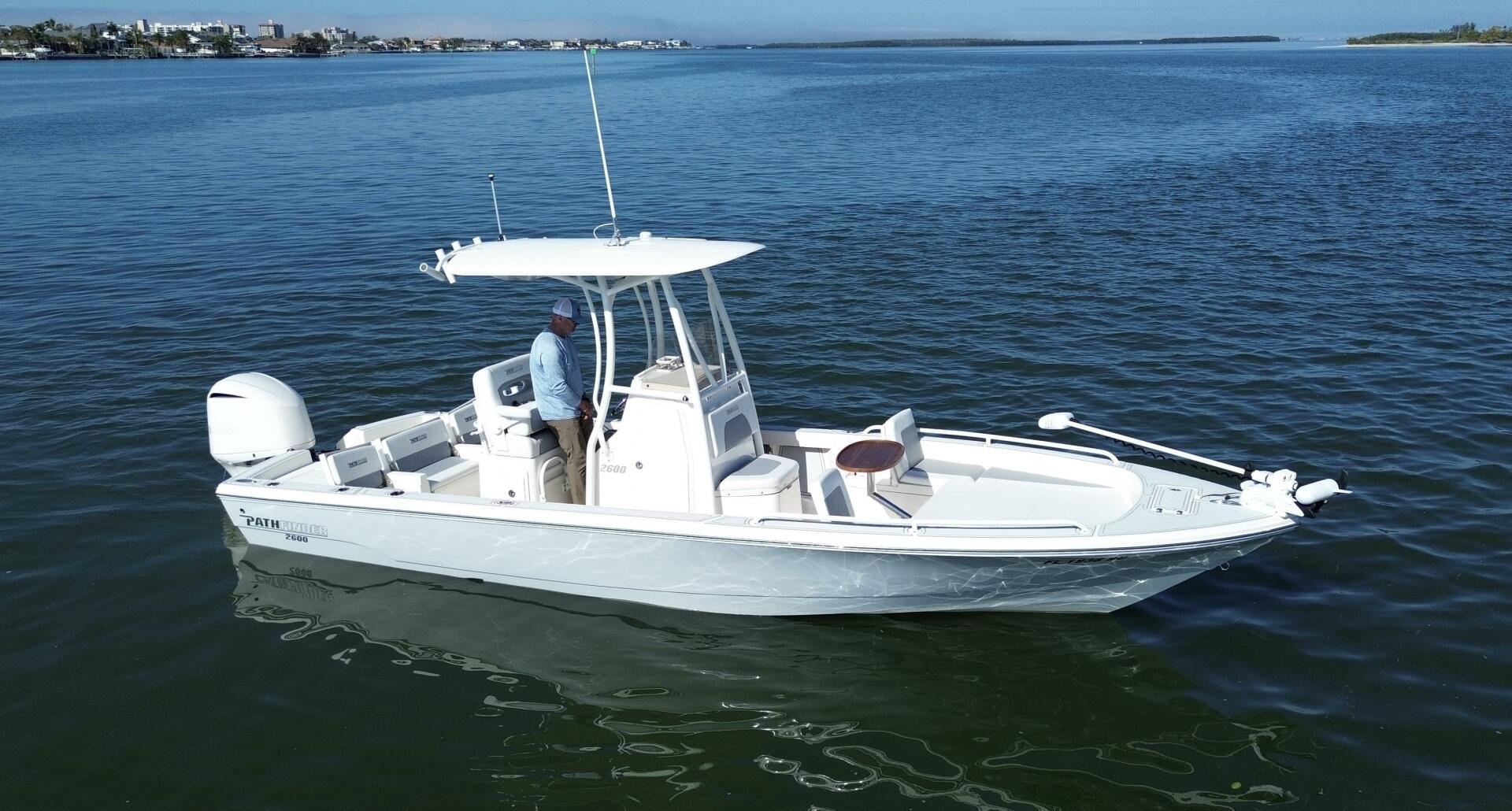 Used Pathfinder 2600 TRS in Florida - iNautia