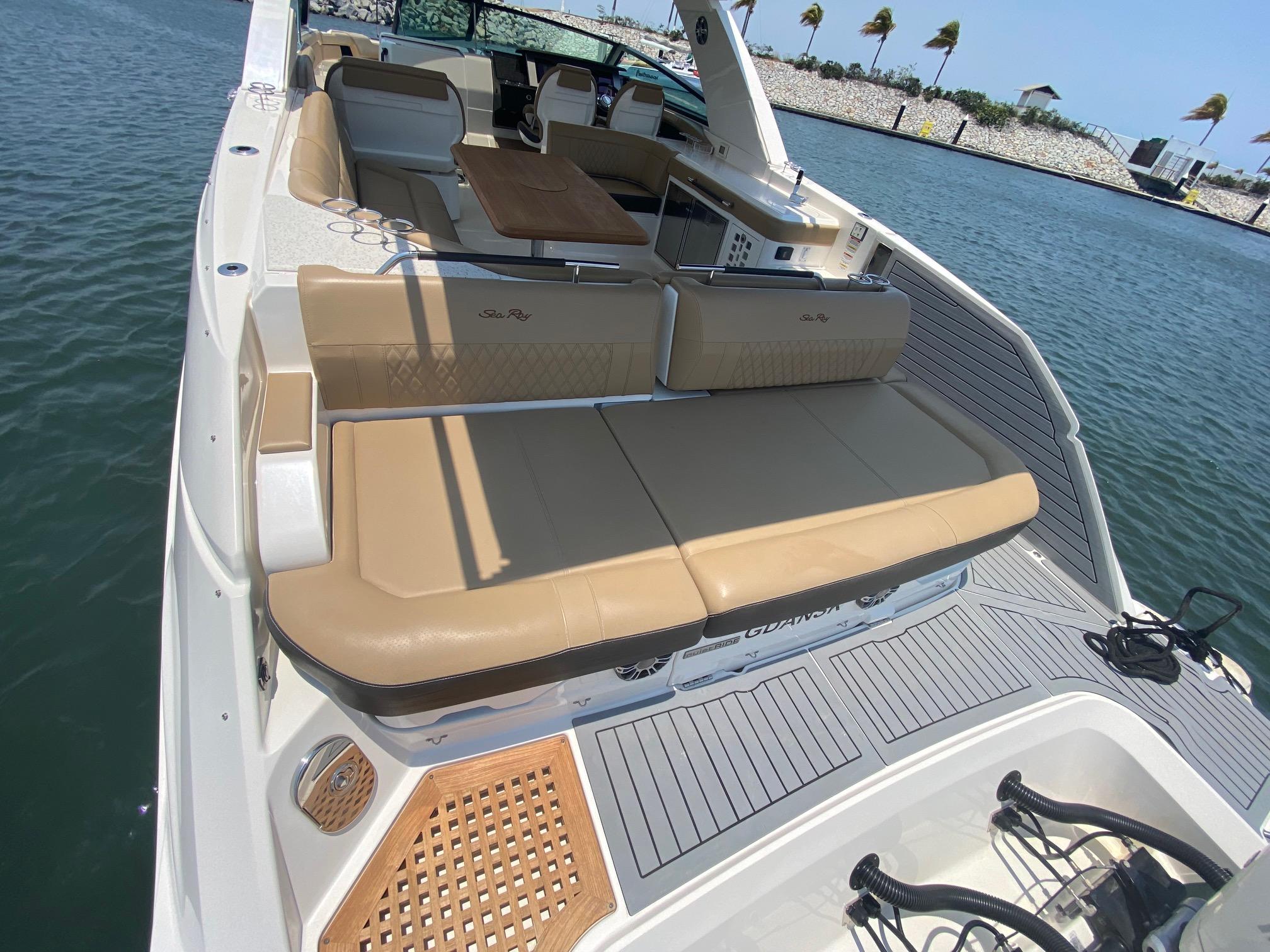 2021 Sea Ray SLX 400 OB Bowrider for sale - YachtWorld