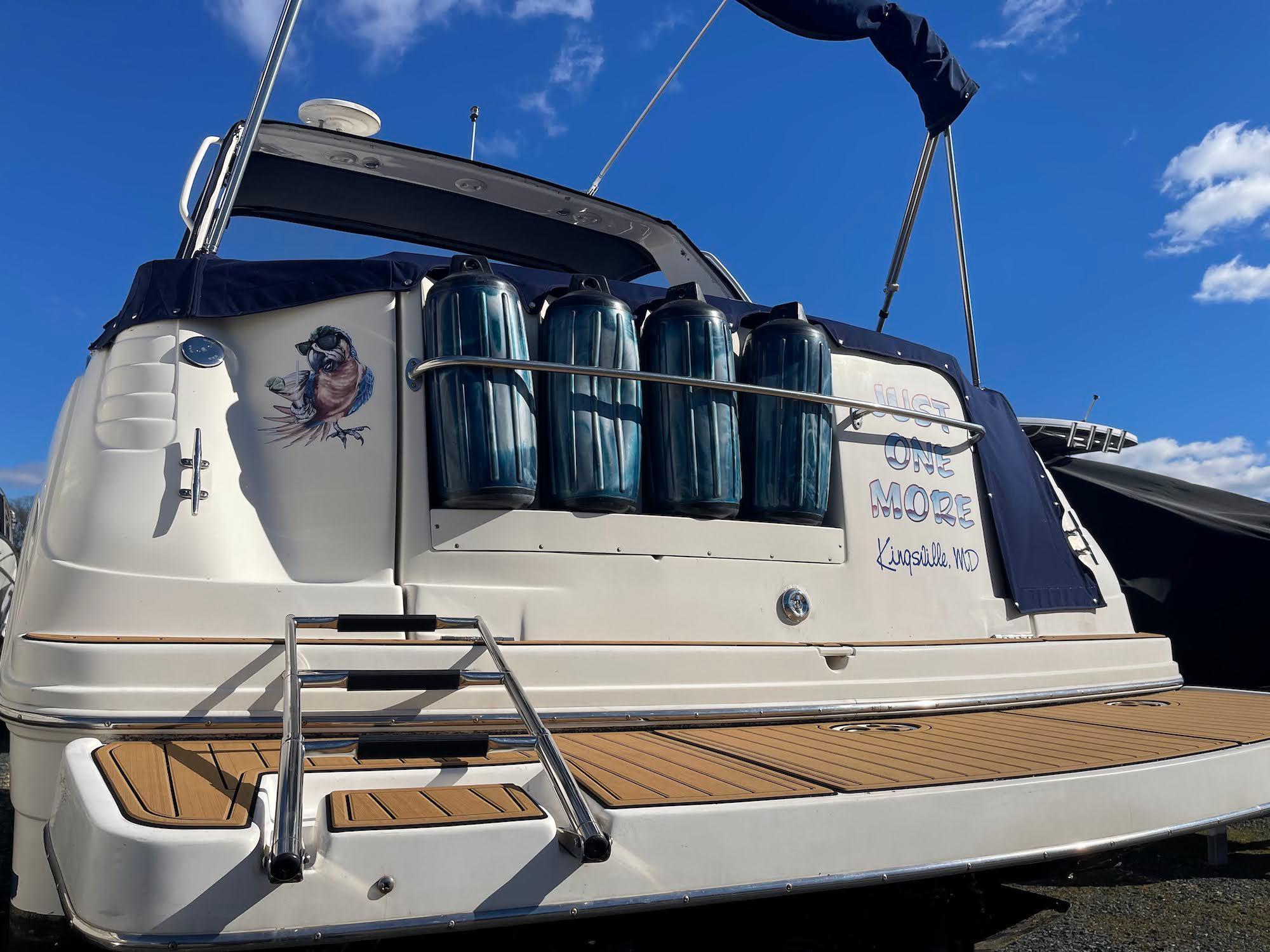 2001 Rinker 310 Fiesta Vee Cruiser for sale - YachtWorld