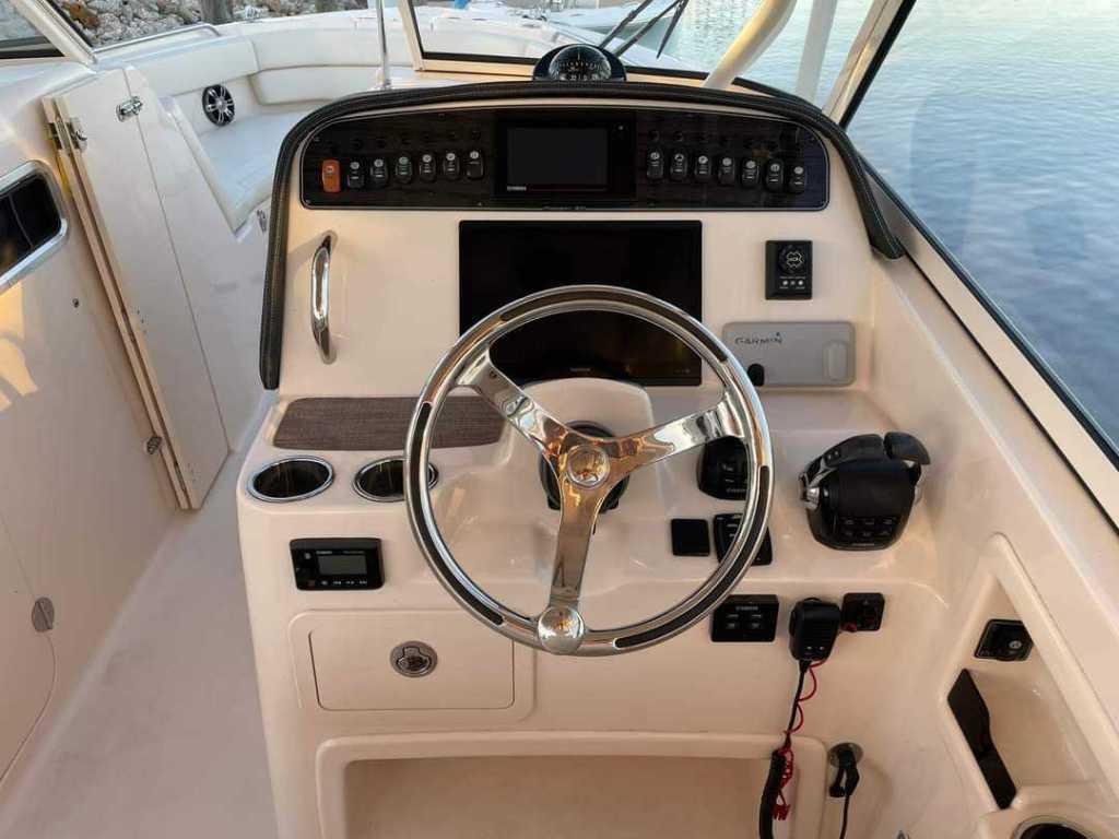 2020 Grady-White Freedom 307 Dual Console for sale - YachtWorld