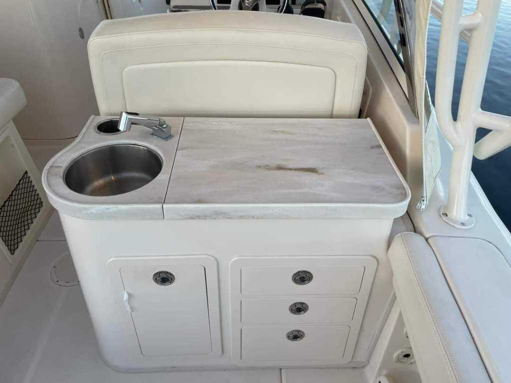 2020 Grady-White Freedom 307 Dual Console for sale - YachtWorld