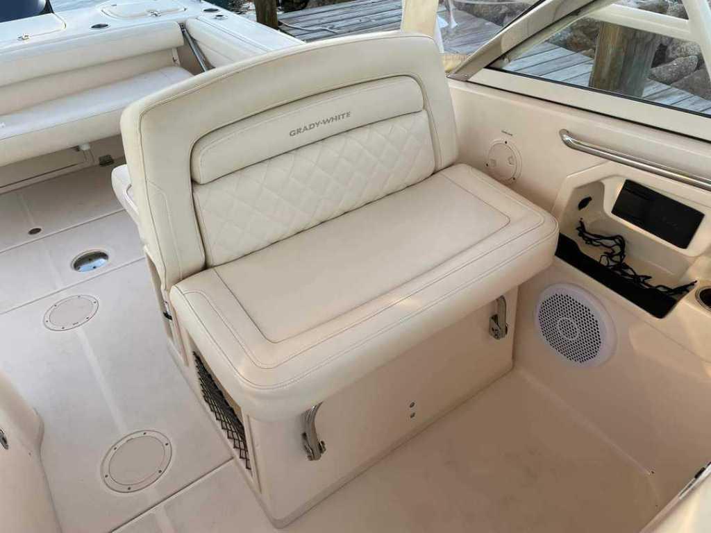 2020 Grady-White Freedom 307 Dual Console for sale - YachtWorld