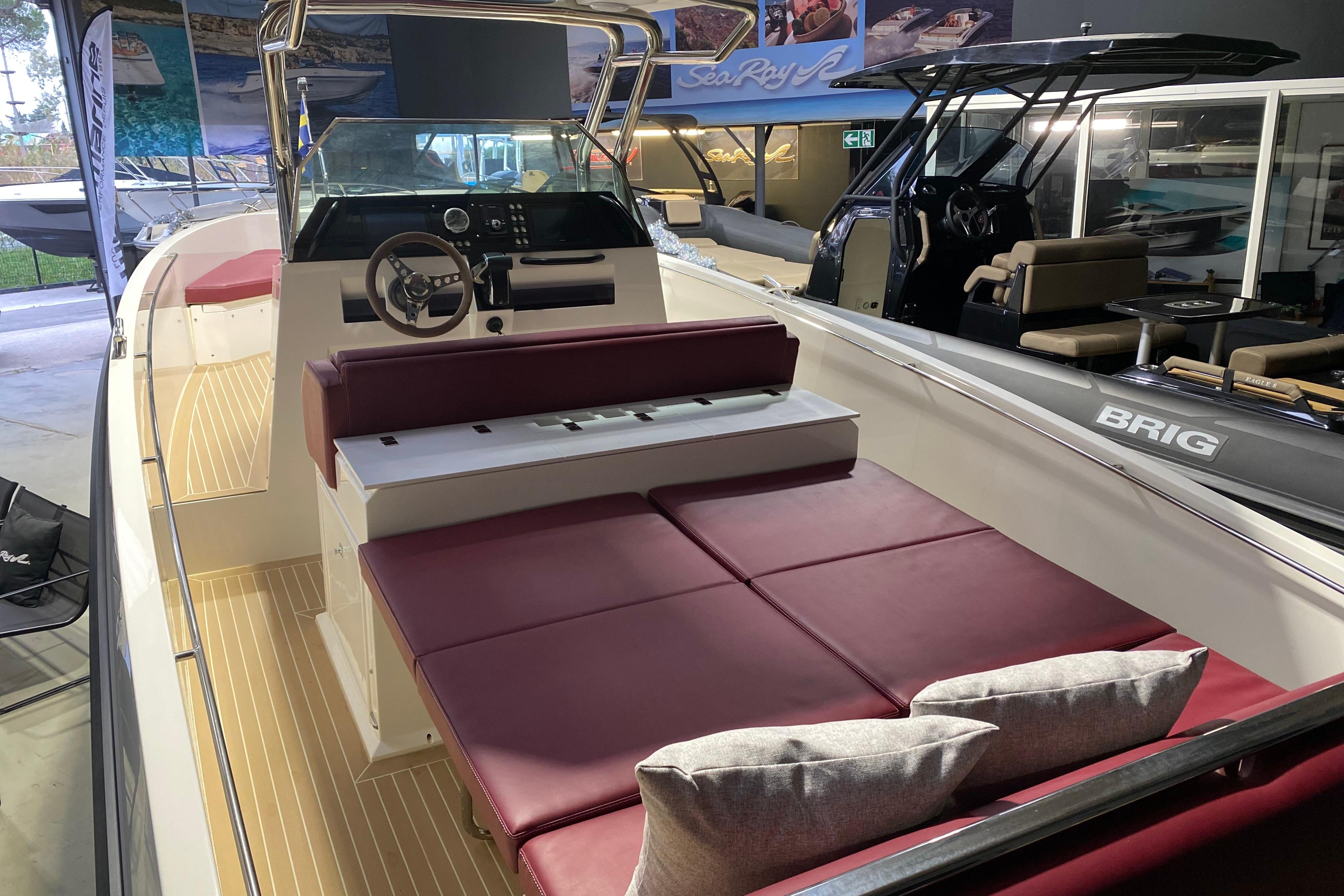 New Delta Powerboats T26 in 83 - Var - iNautia