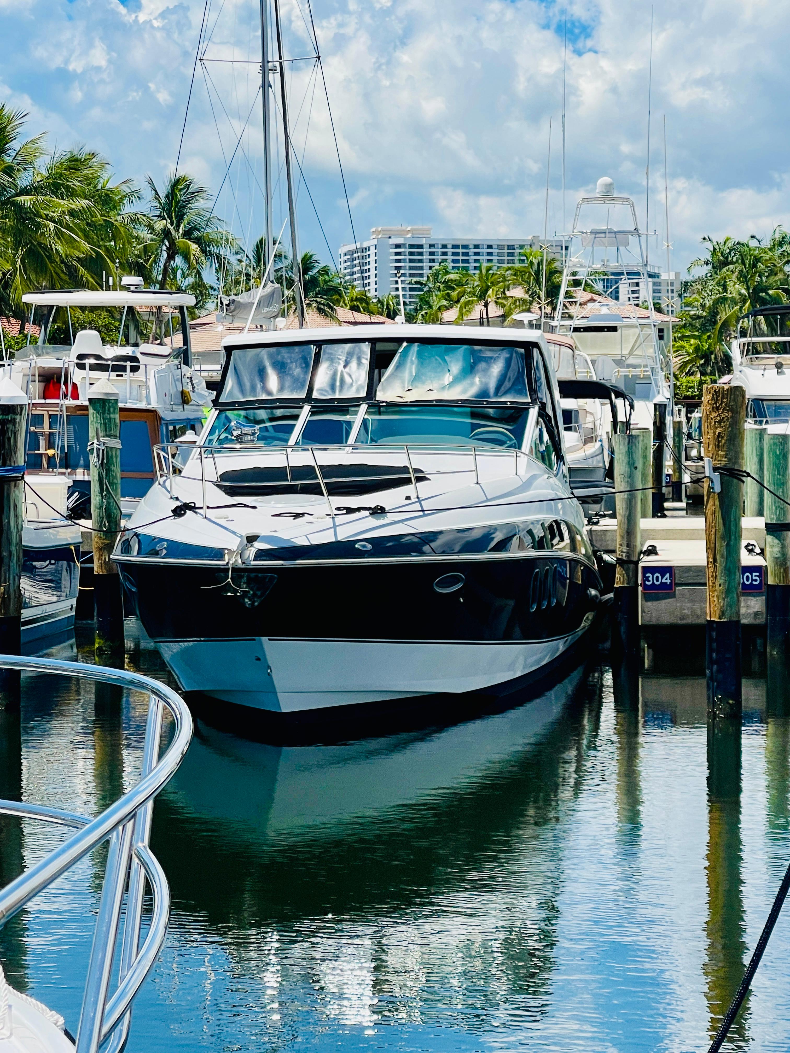 Used 2012 Cruisers 350 Express - Florida | TopBoats