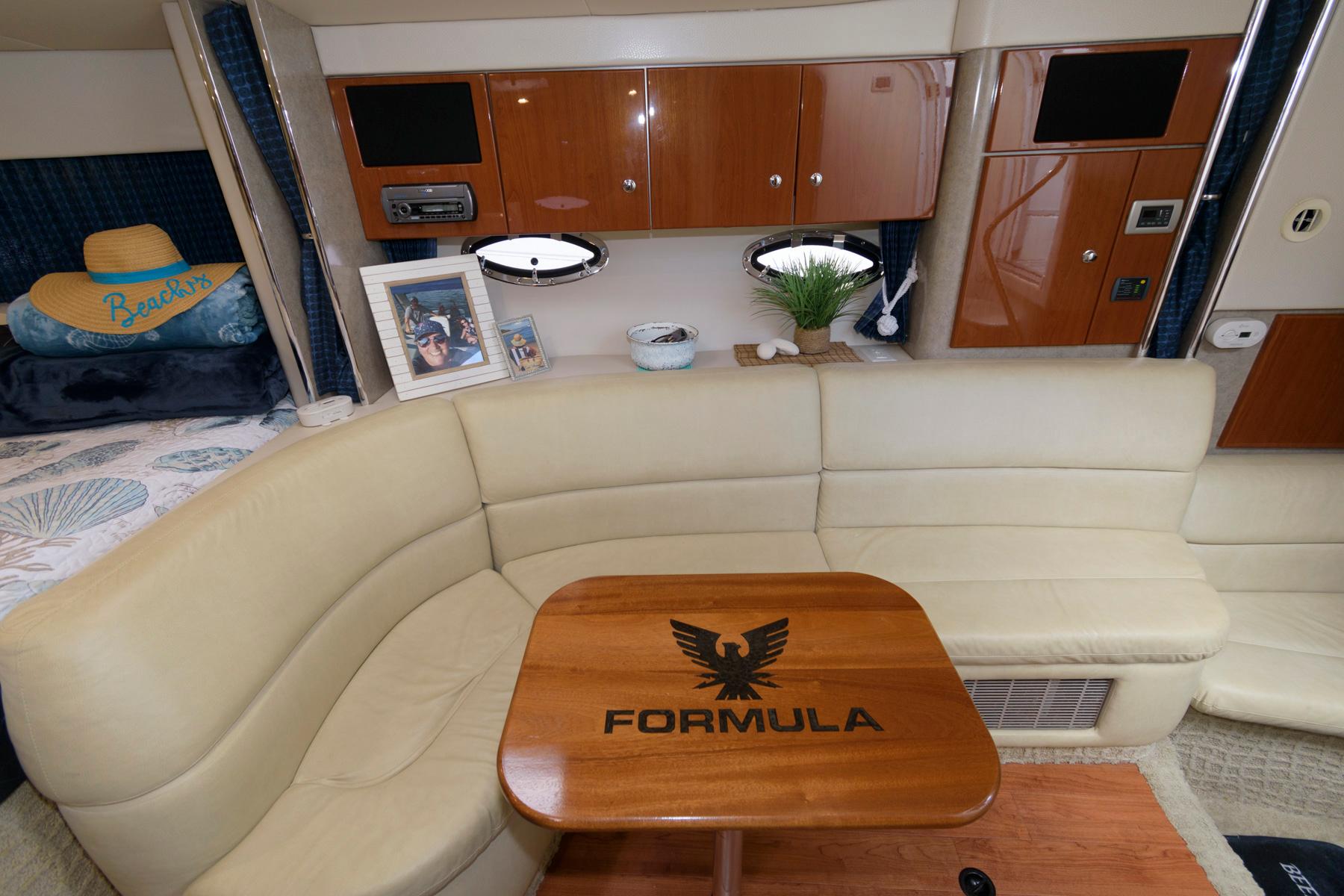 2007 Formula 31 PC Cruiser for sale - YachtWorld