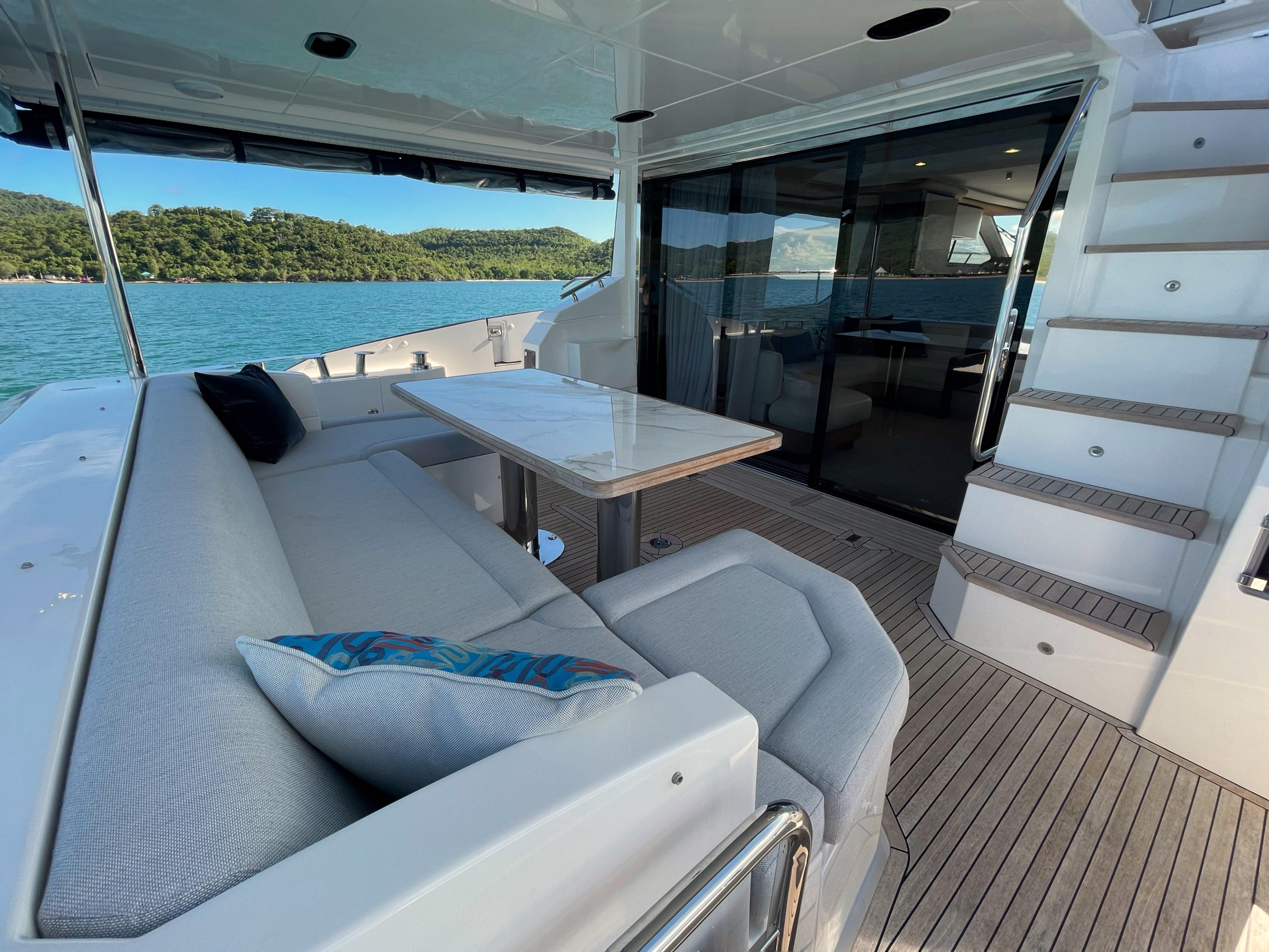 2020 Azimut 60 Flybridge for sale - YachtWorld