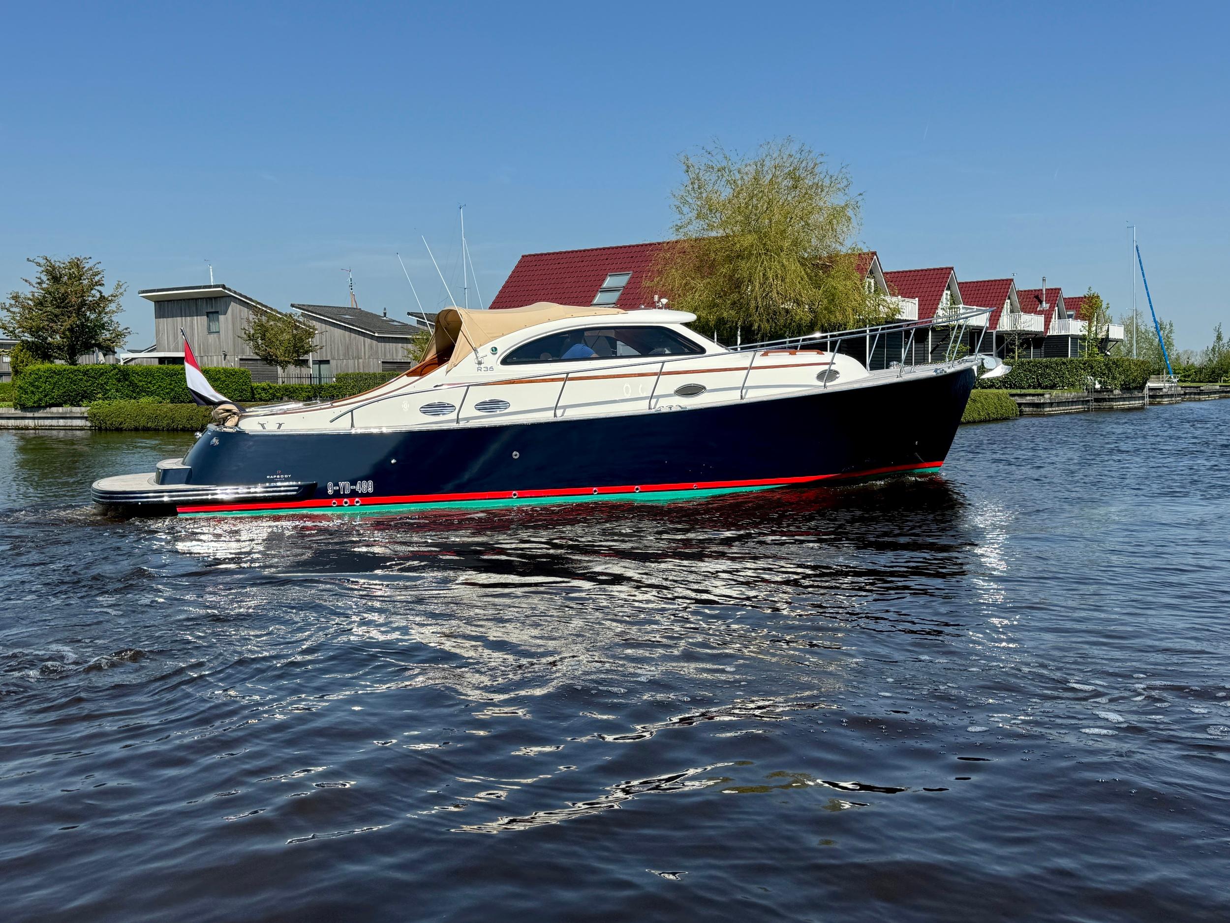 Used 2009 Rapsody R36 | TopBoats