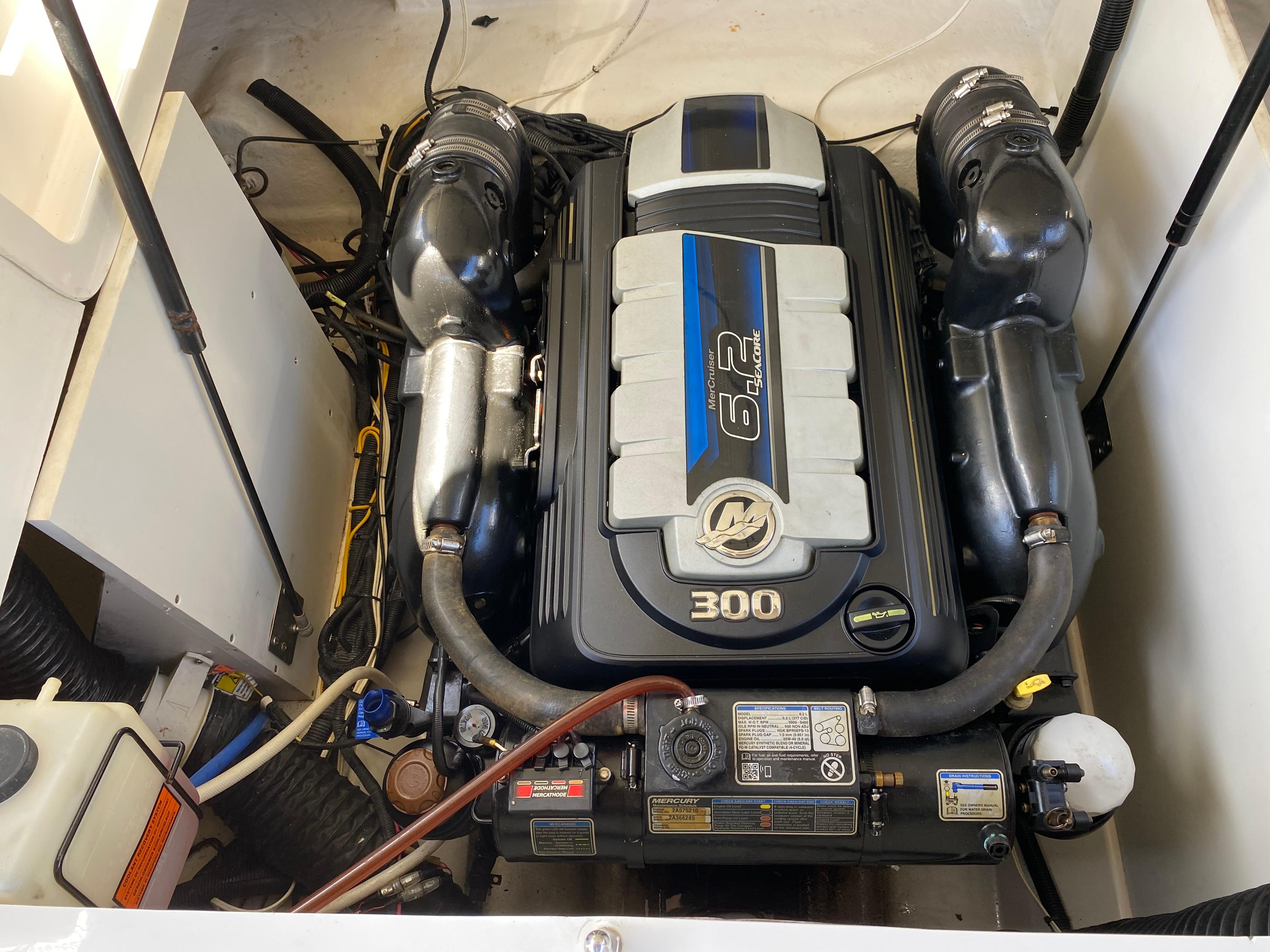 2020 Sea Ray SDX 290 Deck for sale - YachtWorld