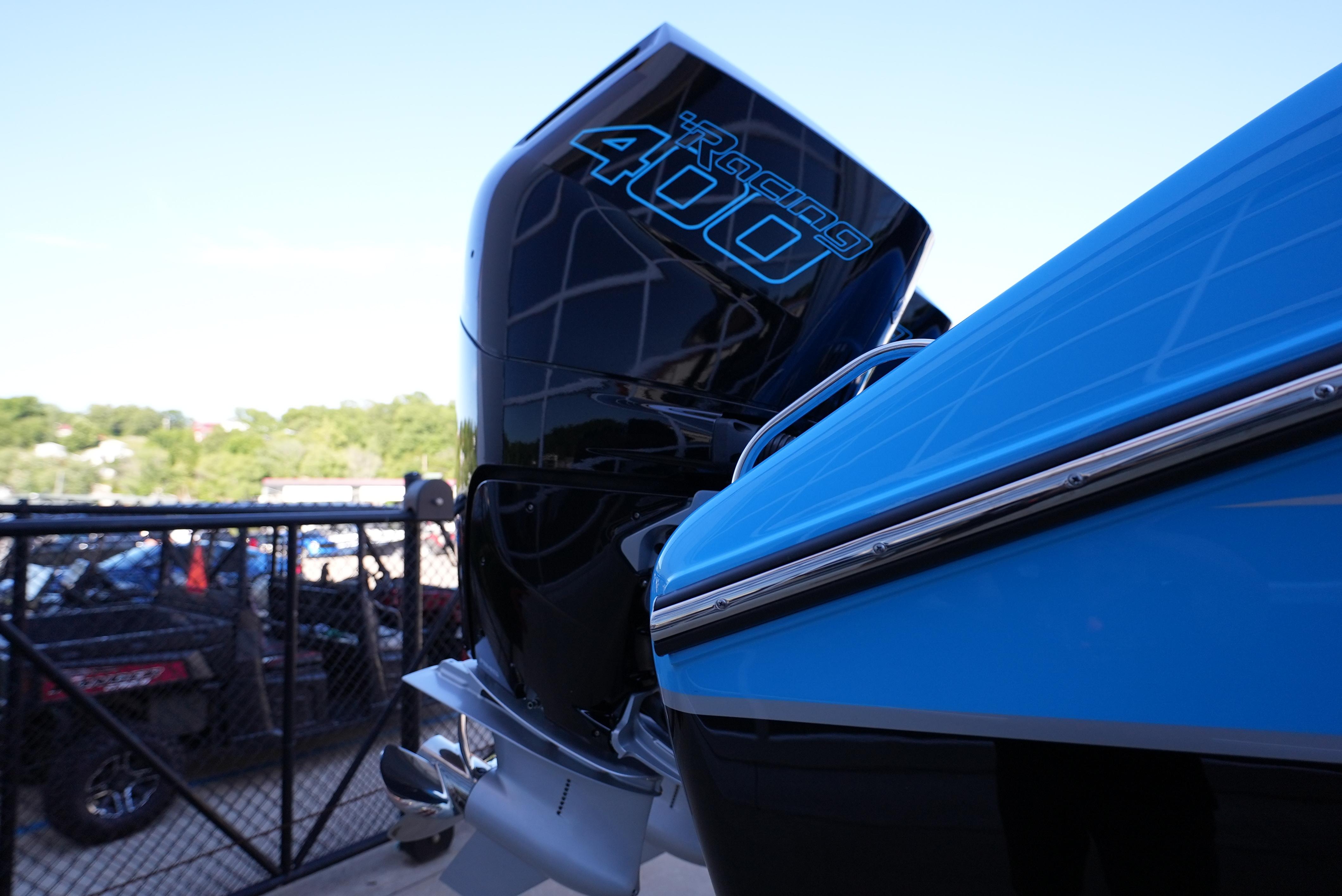 2025 Cigarette 41 Nighthawk Center Console for sale - YachtWorld