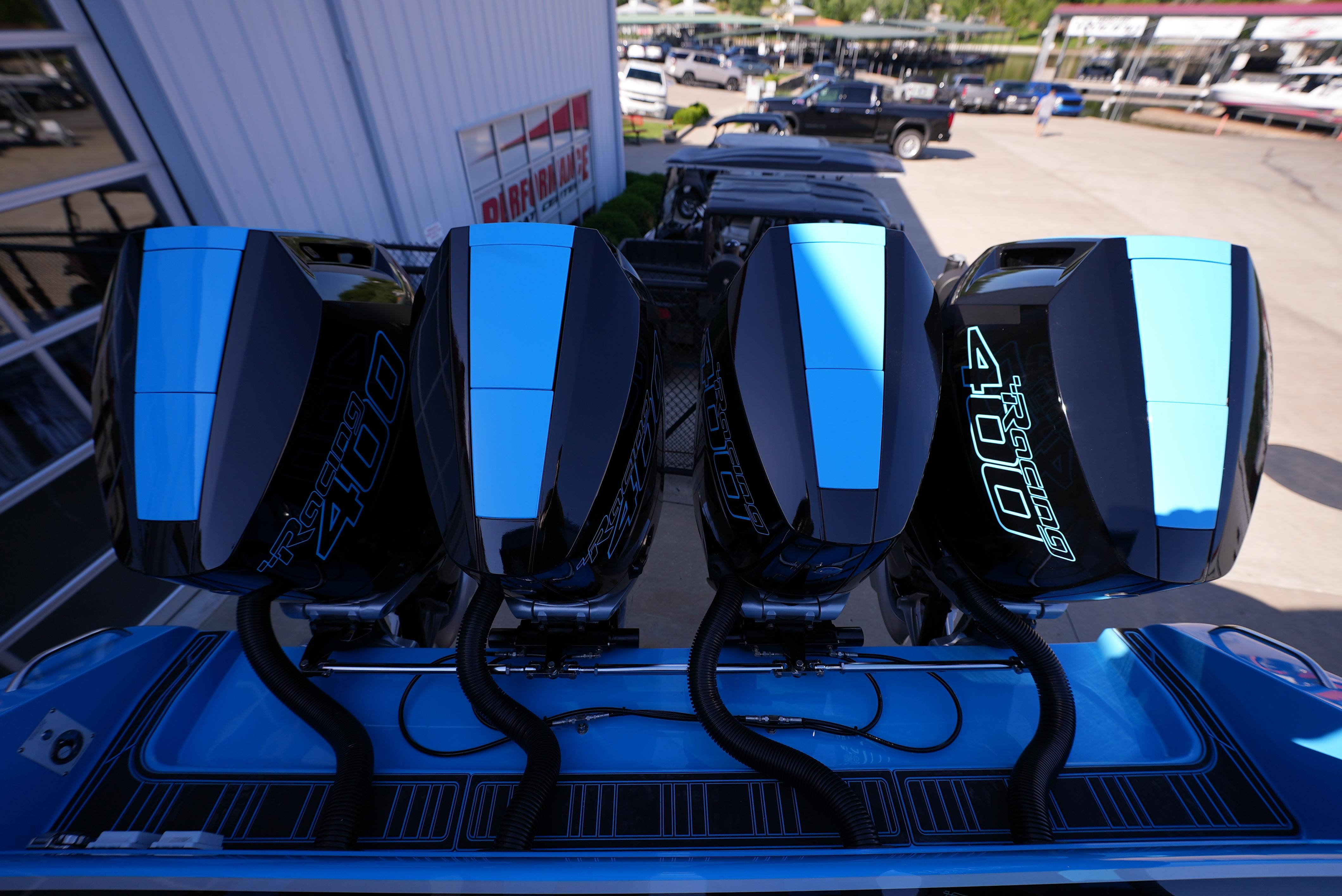 2025 Cigarette 41 Nighthawk Center Console for sale - YachtWorld