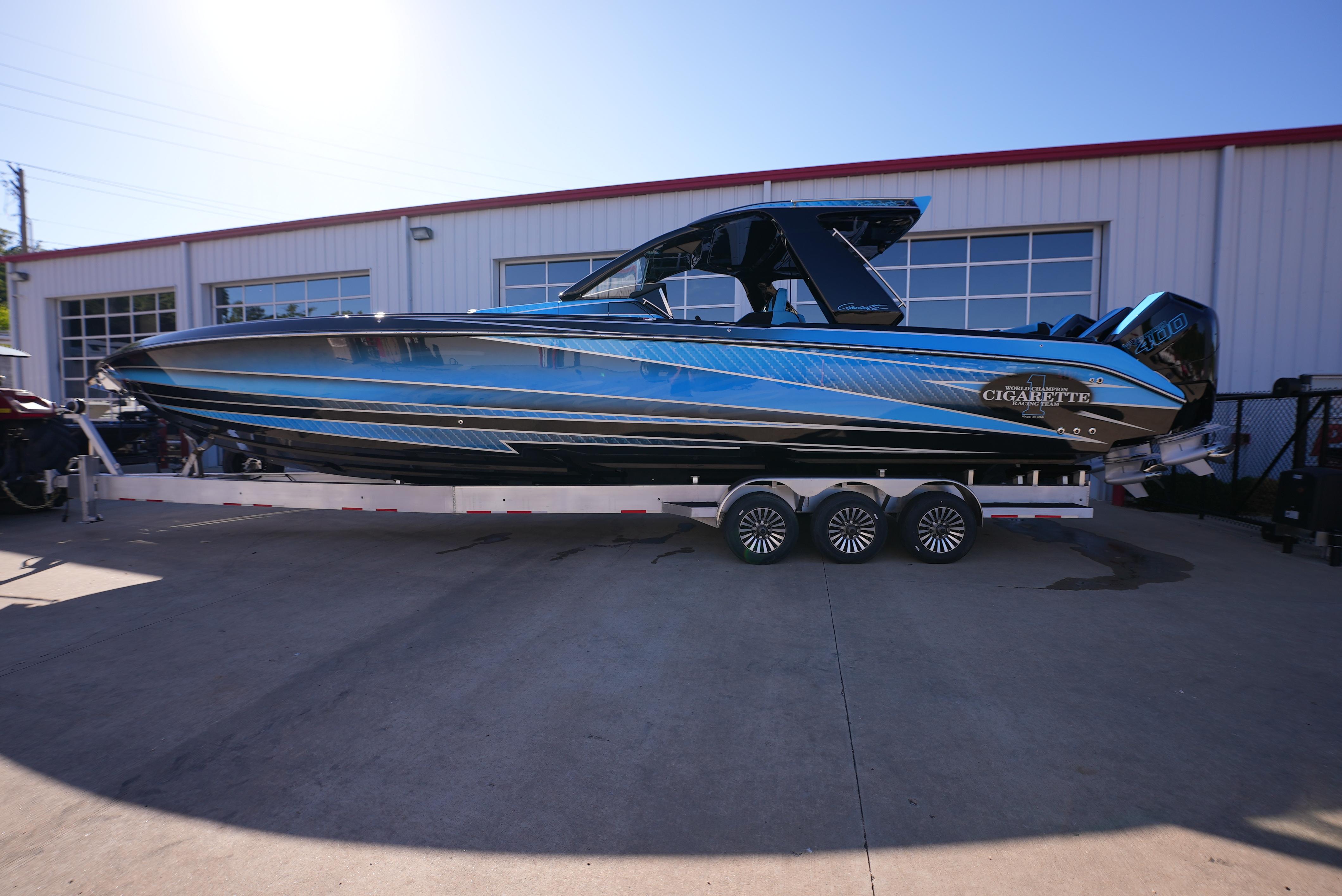 2025 Cigarette 41 Nighthawk Center Console for sale - YachtWorld