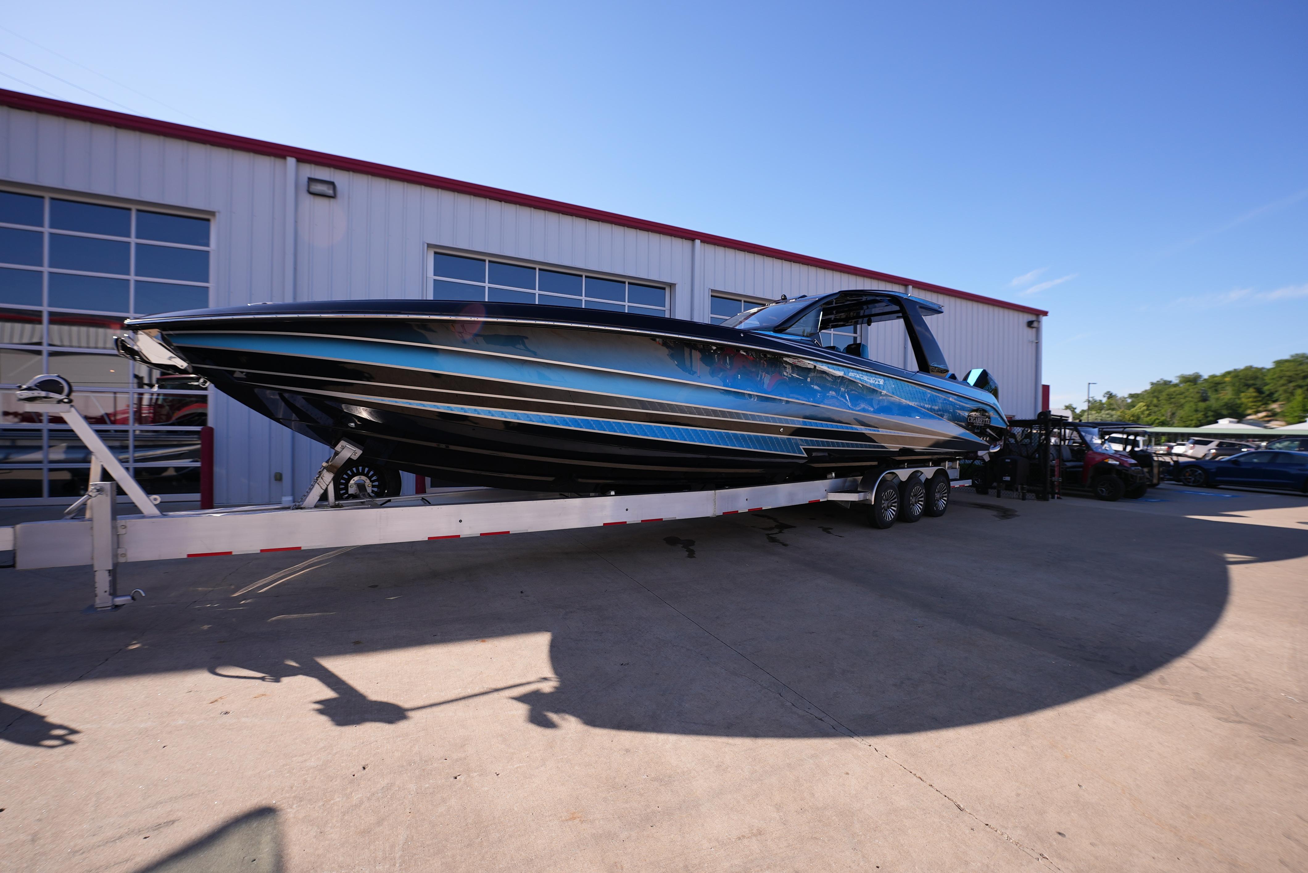 2025 Cigarette 41 Nighthawk Center Console for sale - YachtWorld