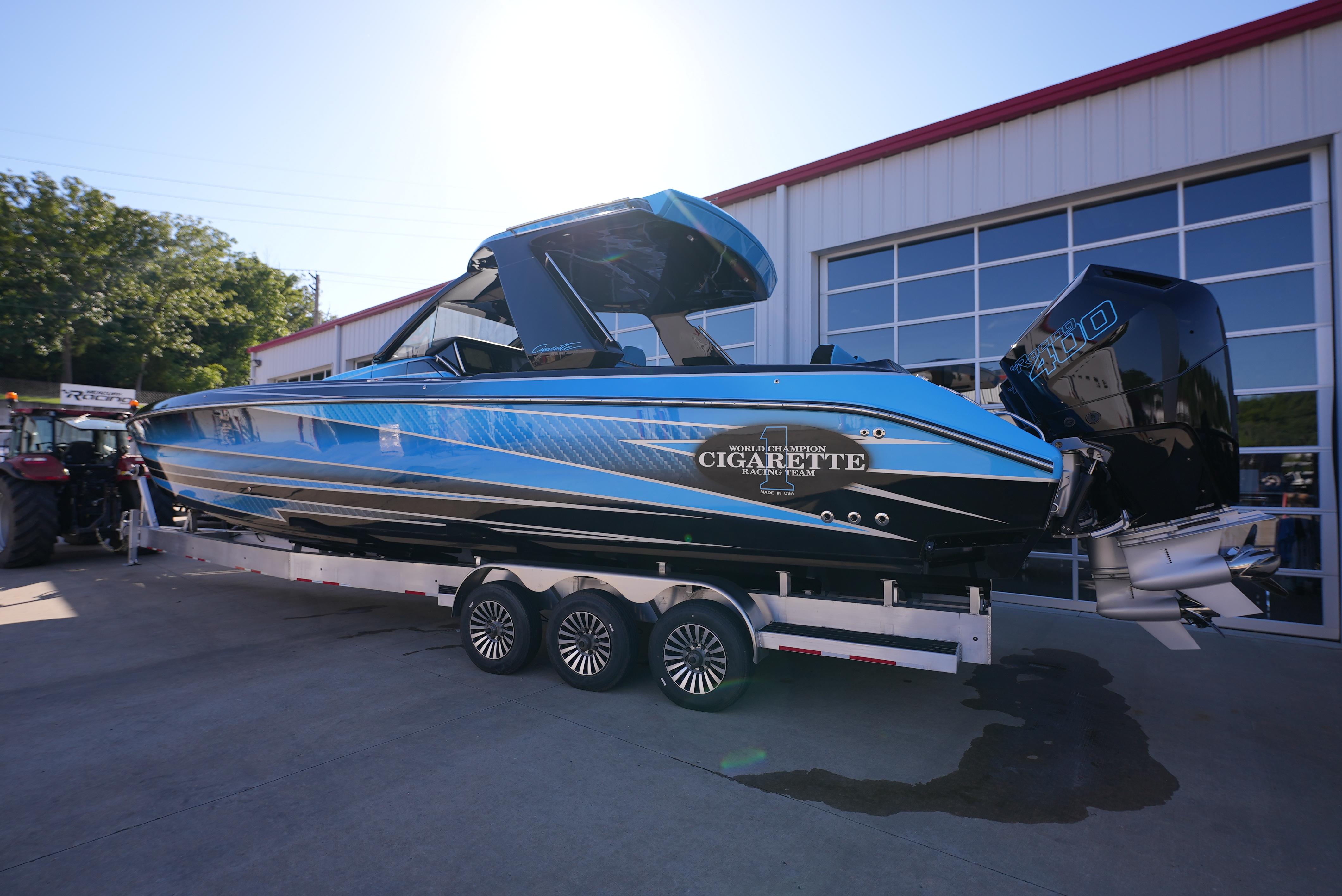 2025 Cigarette 41 Nighthawk Center Console for sale - YachtWorld