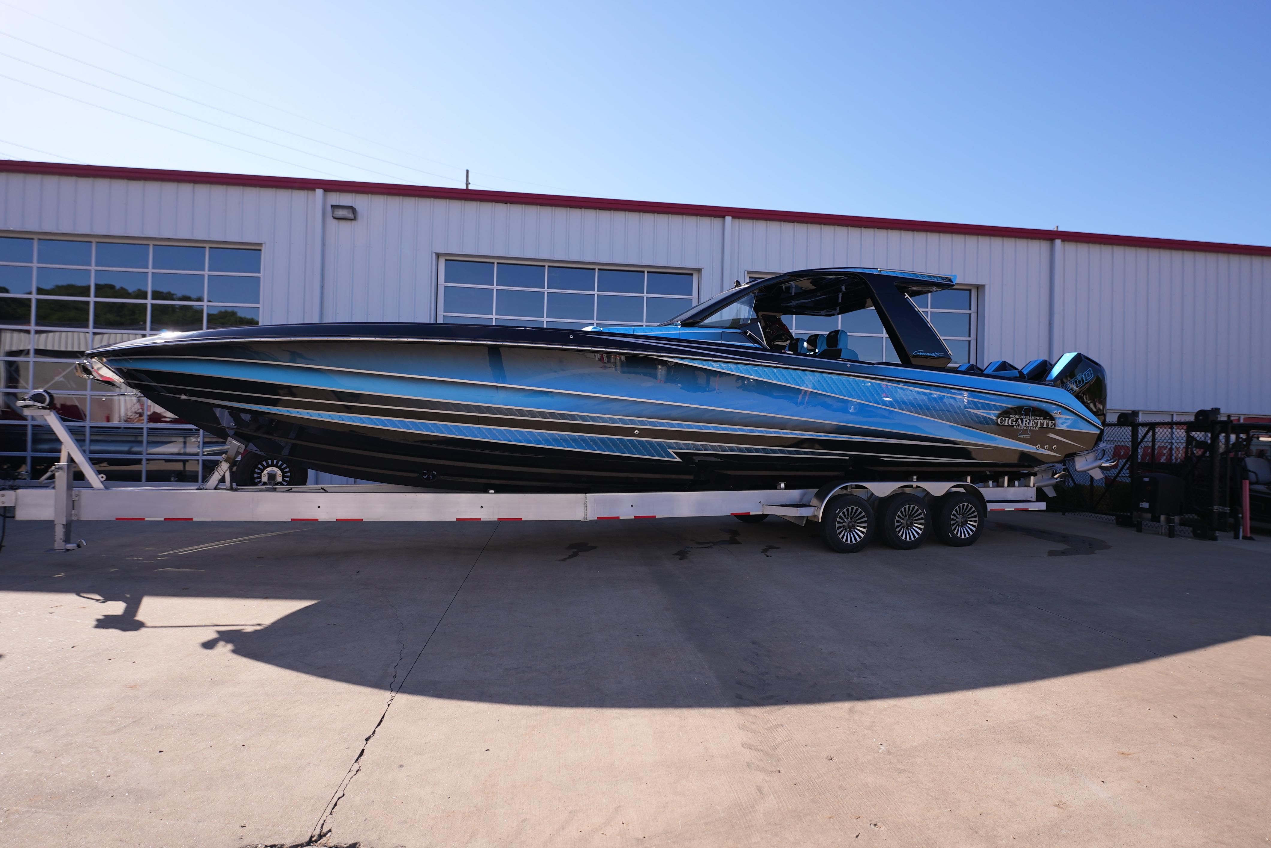 2025 Cigarette 41 Nighthawk Center Console for sale - YachtWorld