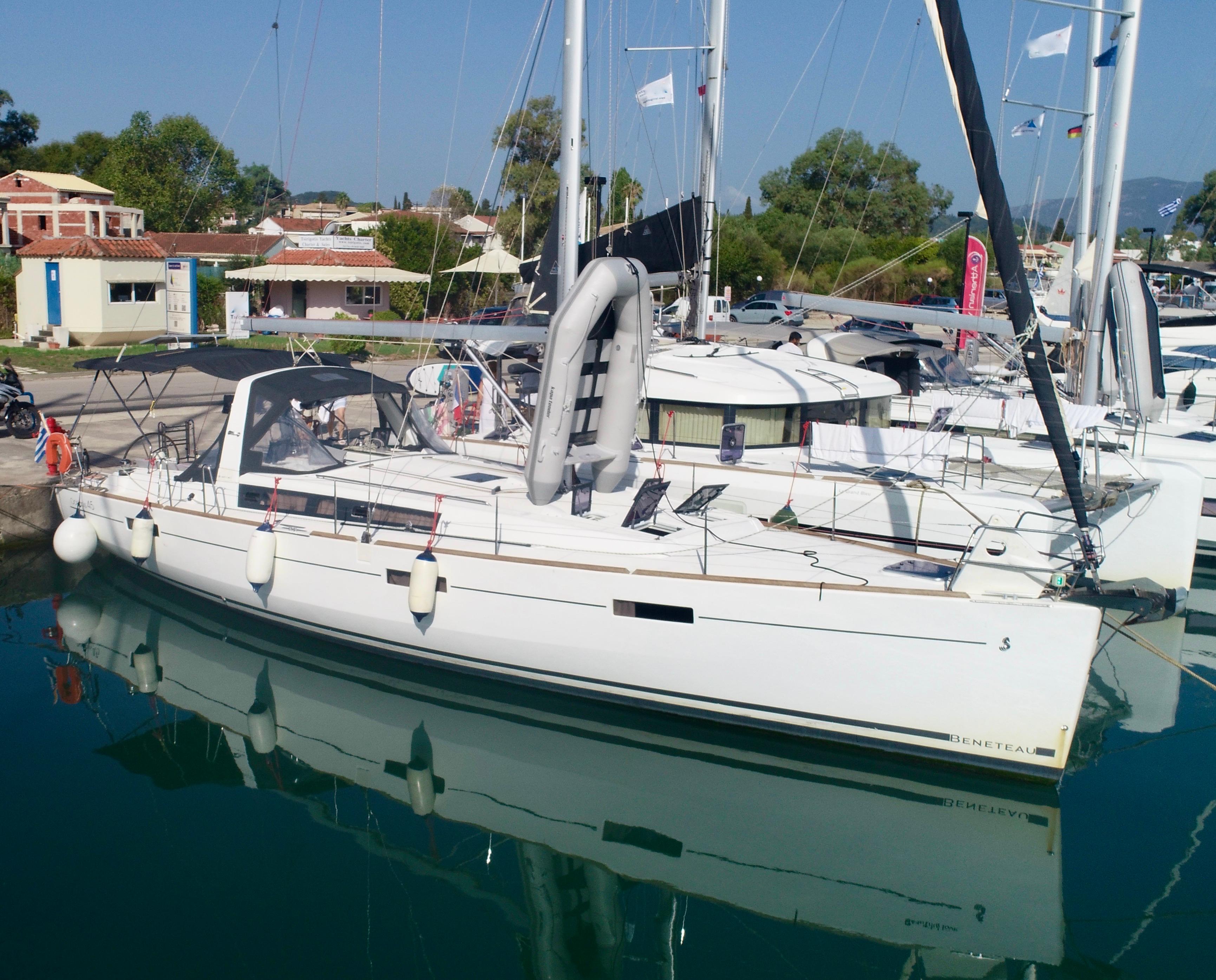 Beneteau Oceanis 45 | 2014 | 14m | Boatshop24