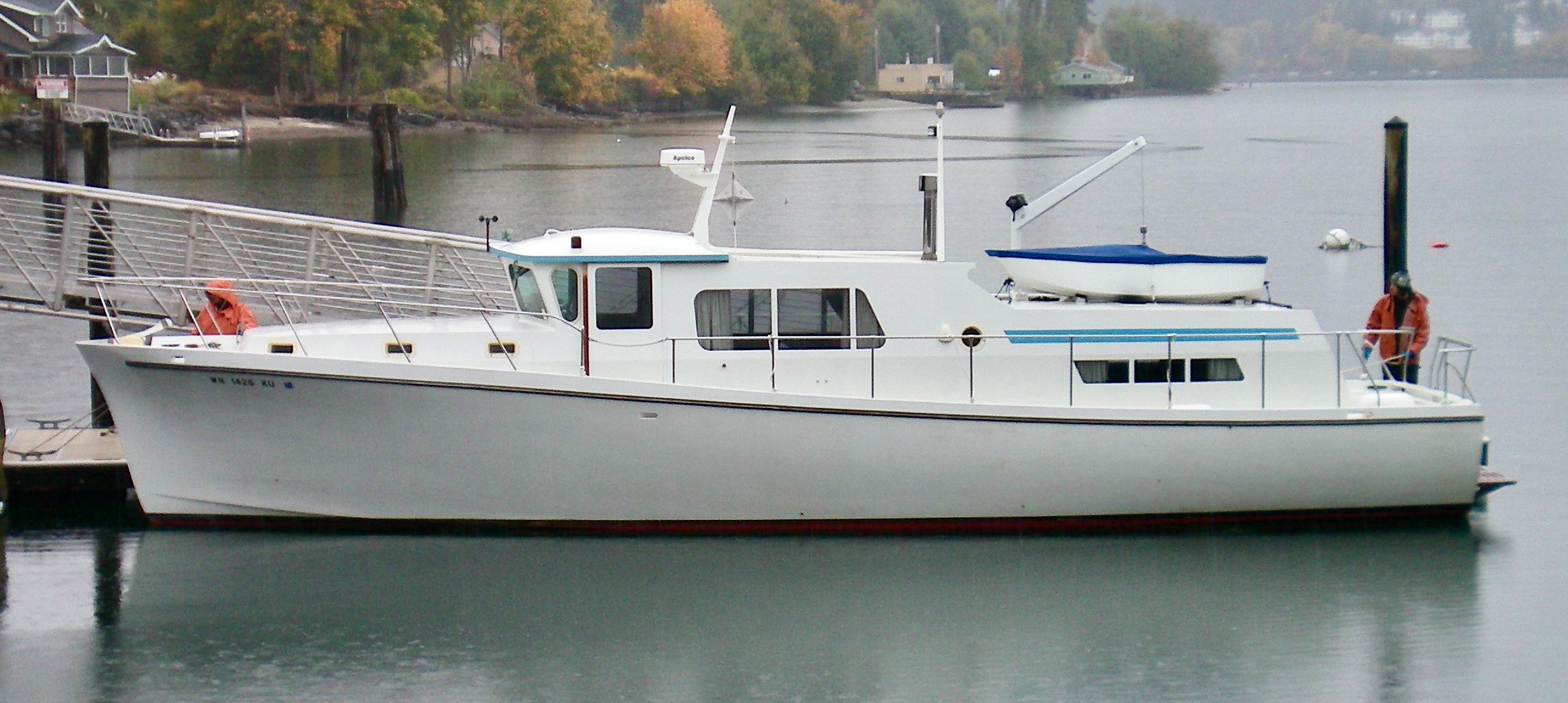 Custom TRI CABIN Usado en Washington - Cosas de Barcos