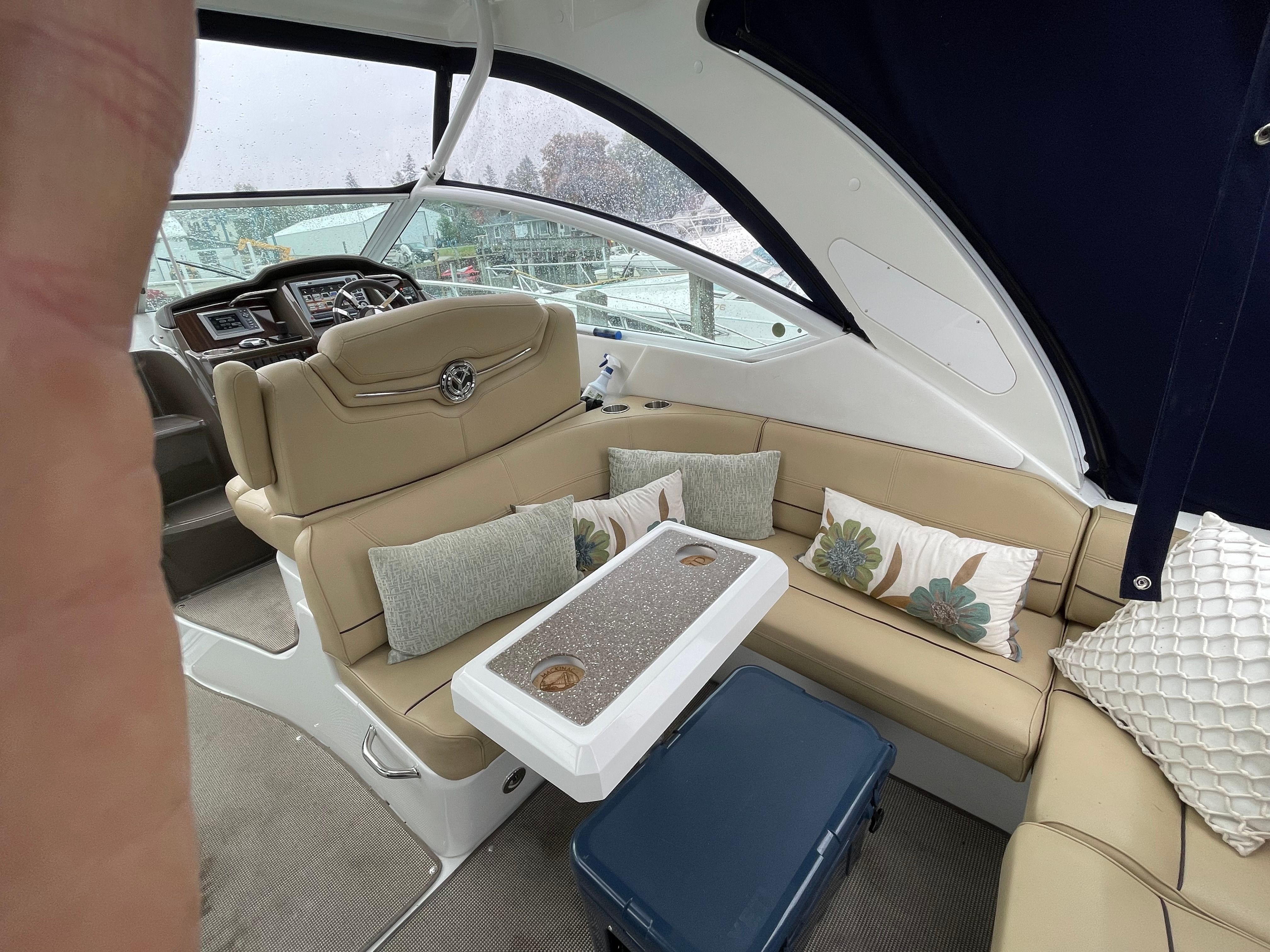 2012 Cruisers 380 Express Cruiser for sale - YachtWorld