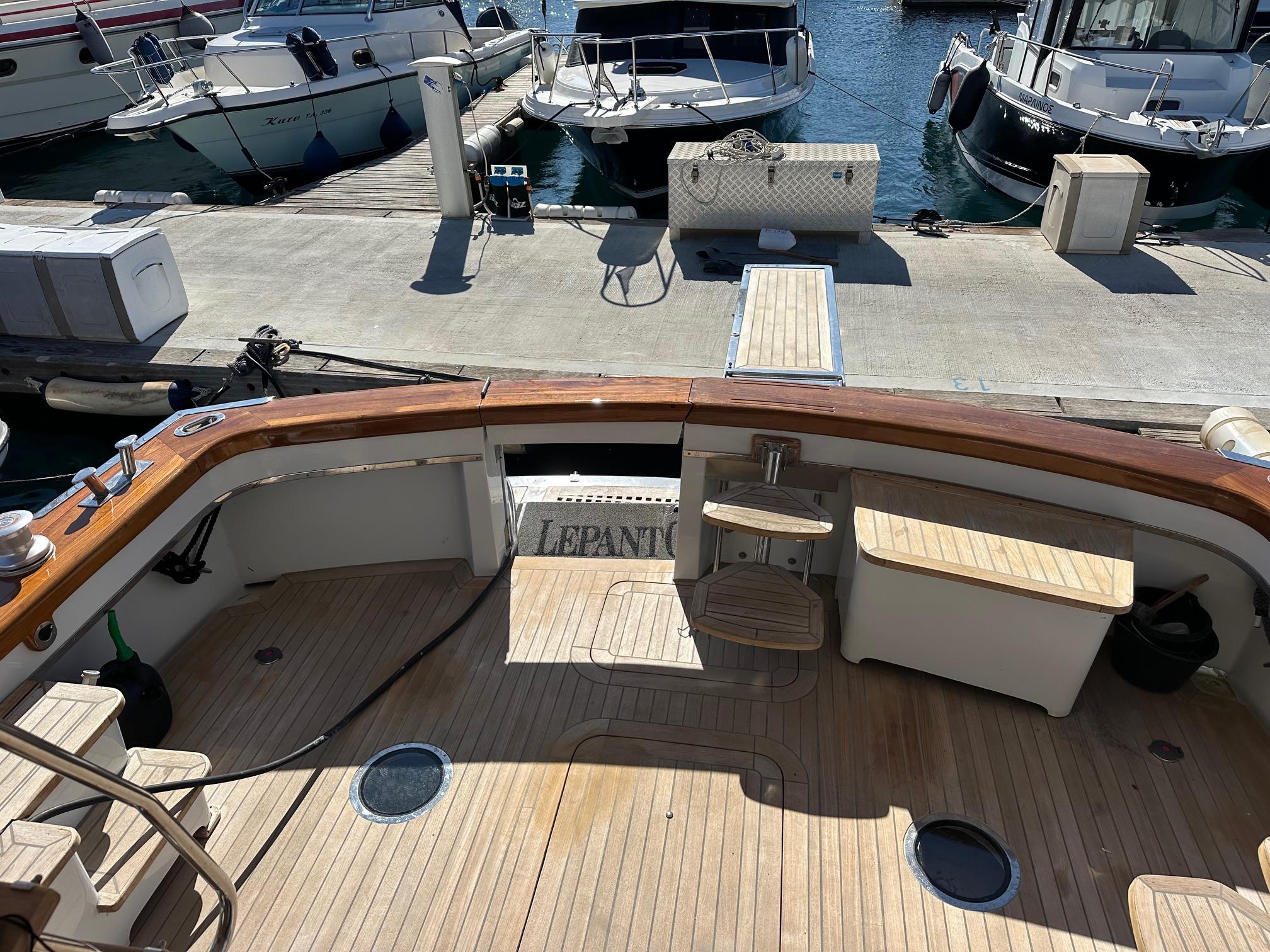 1979 Hatteras 46 Flybridge for sale - YachtWorld