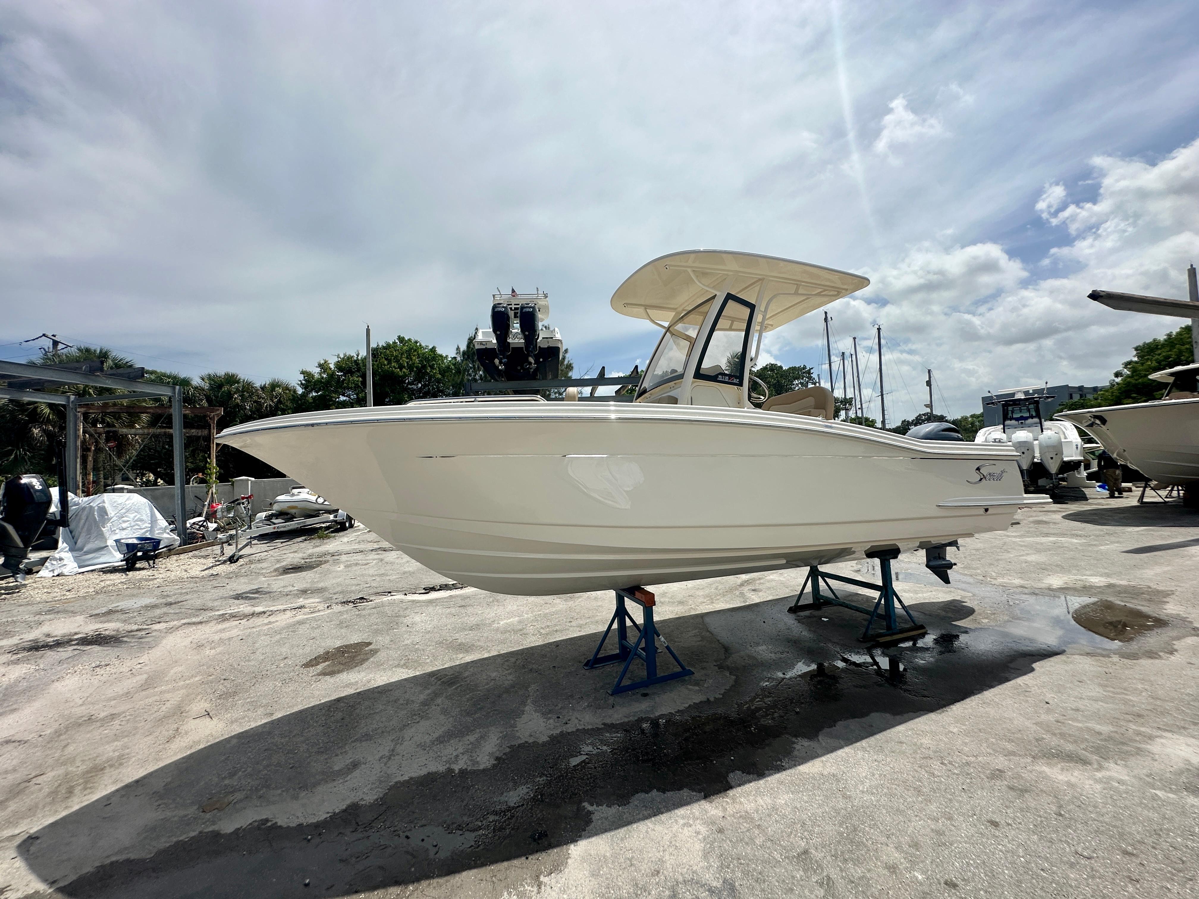 2025 Scout 215 XSF Center Console for sale - YachtWorld