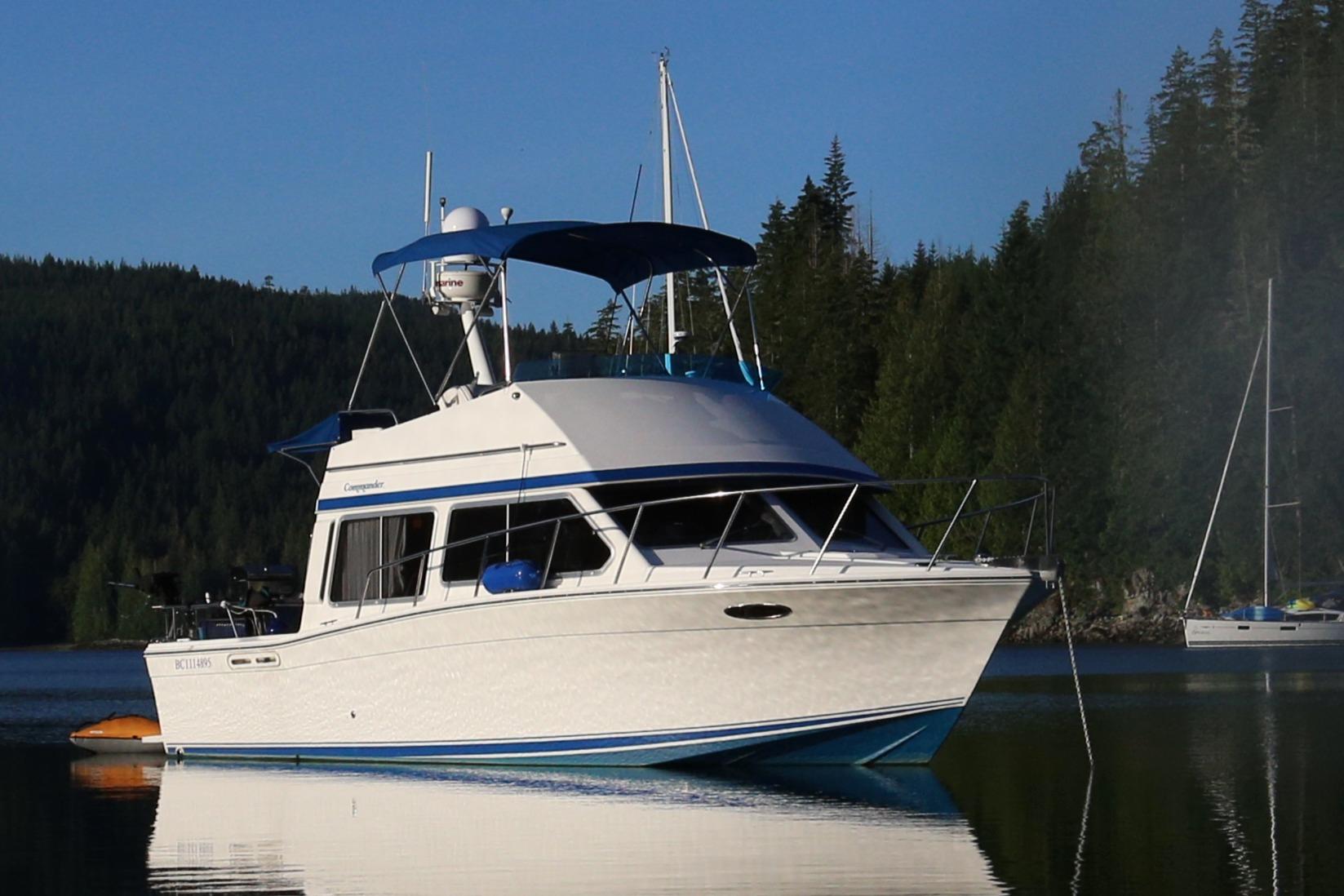 2008 Commander Sport Cruiser Flybridge for sale - YachtWorld